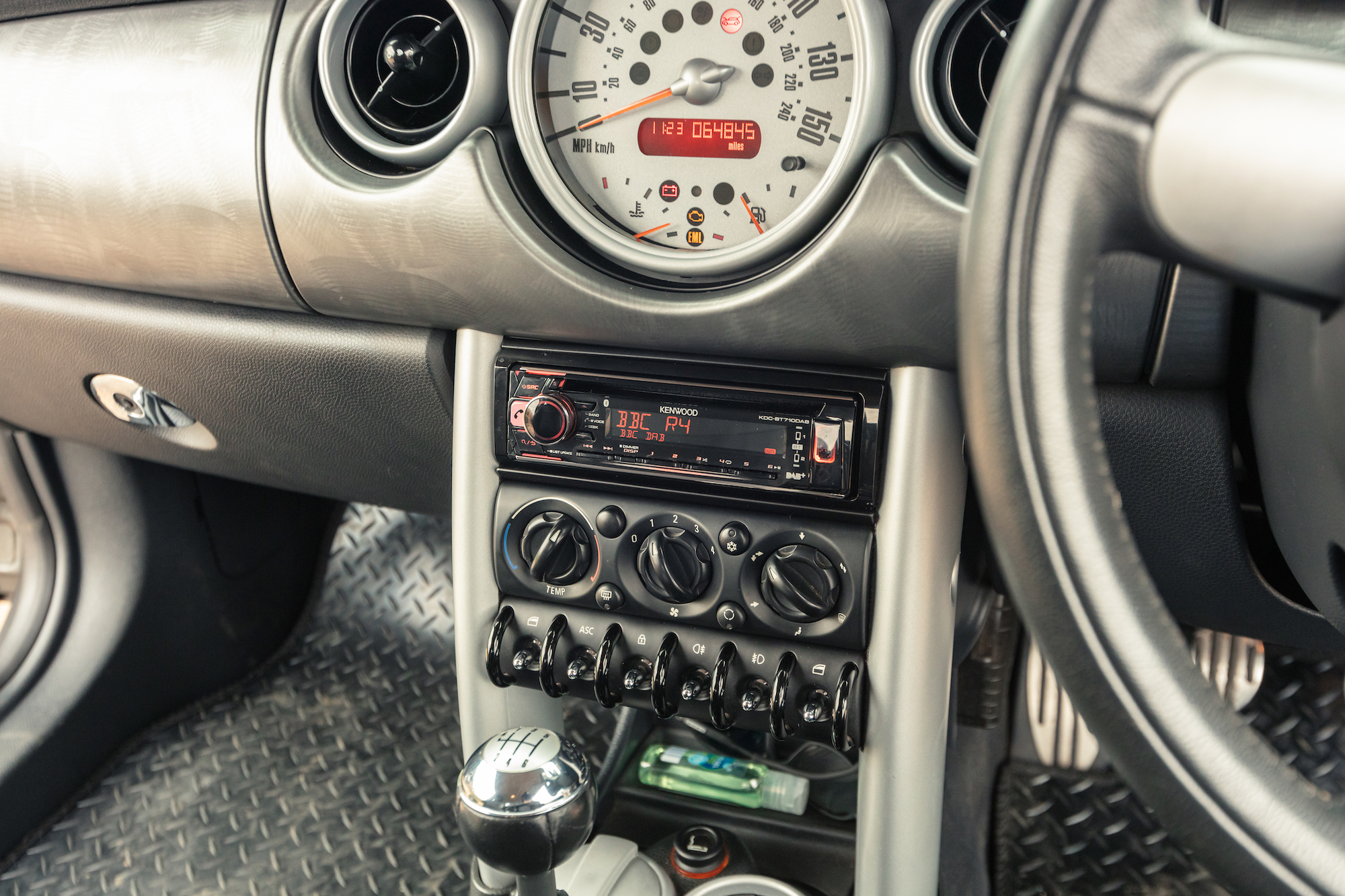 2004 MINI COOPER S – JCW TUNING KIT