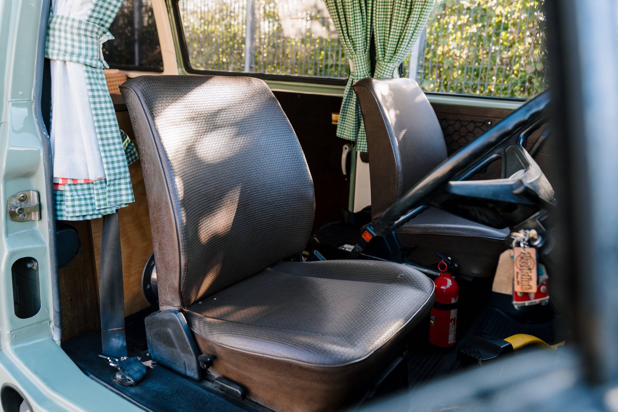 1980 VOLKSWAGEN T25 TRANSPORTER