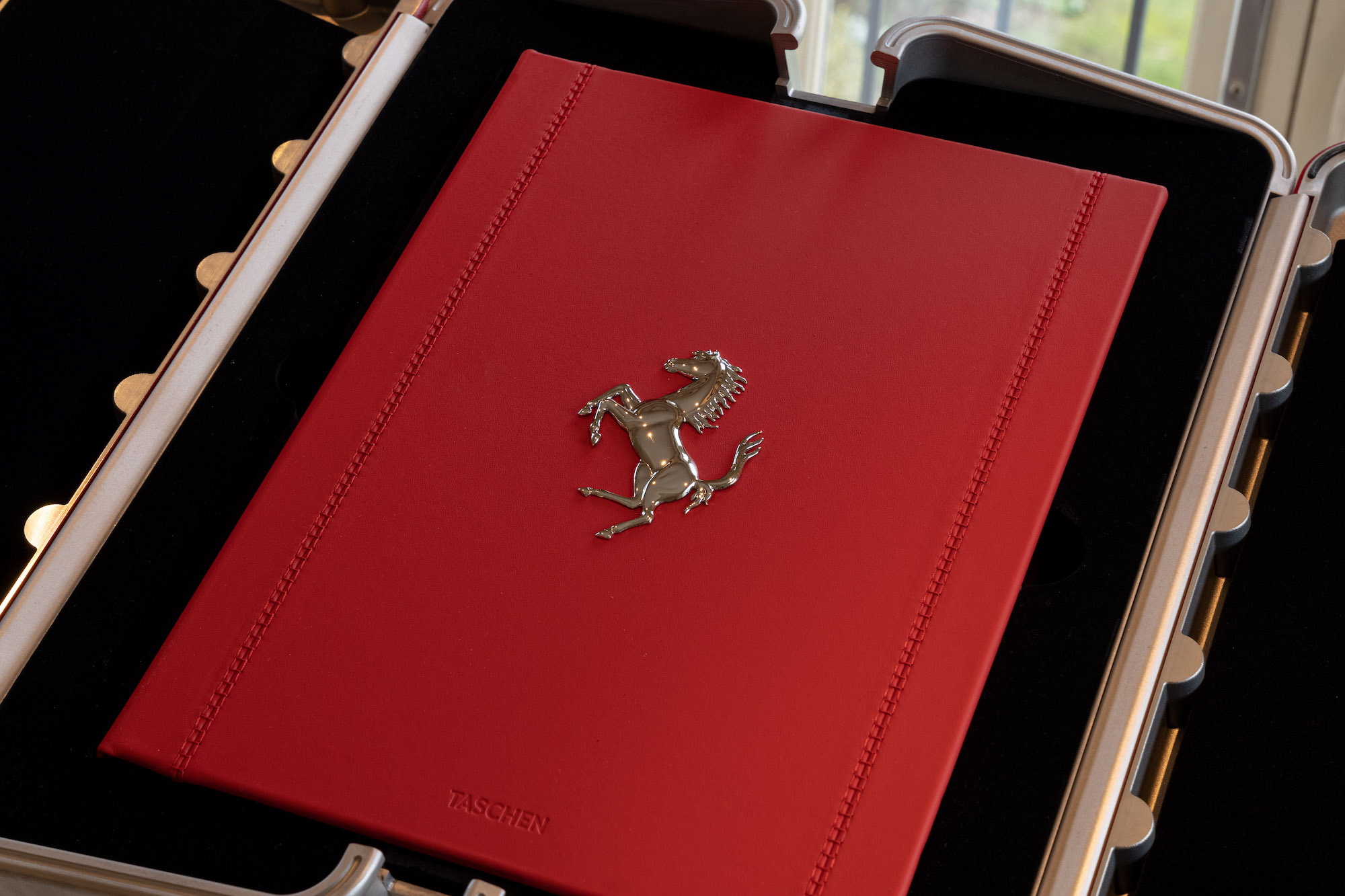 FERRARI BY TASCHEN - ART EDITION