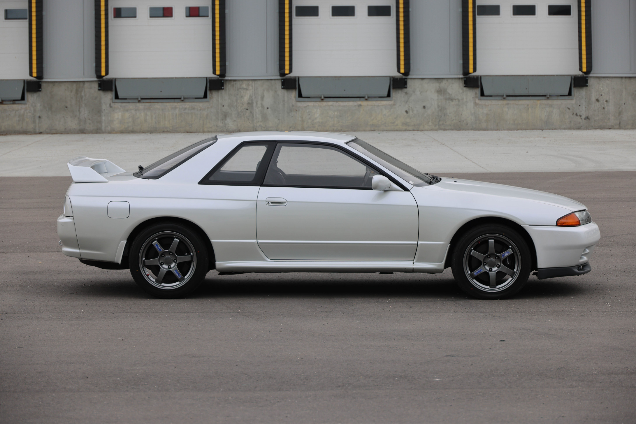 1991 NISSAN SKYLINE (R32) GT-R - 15,577 KM