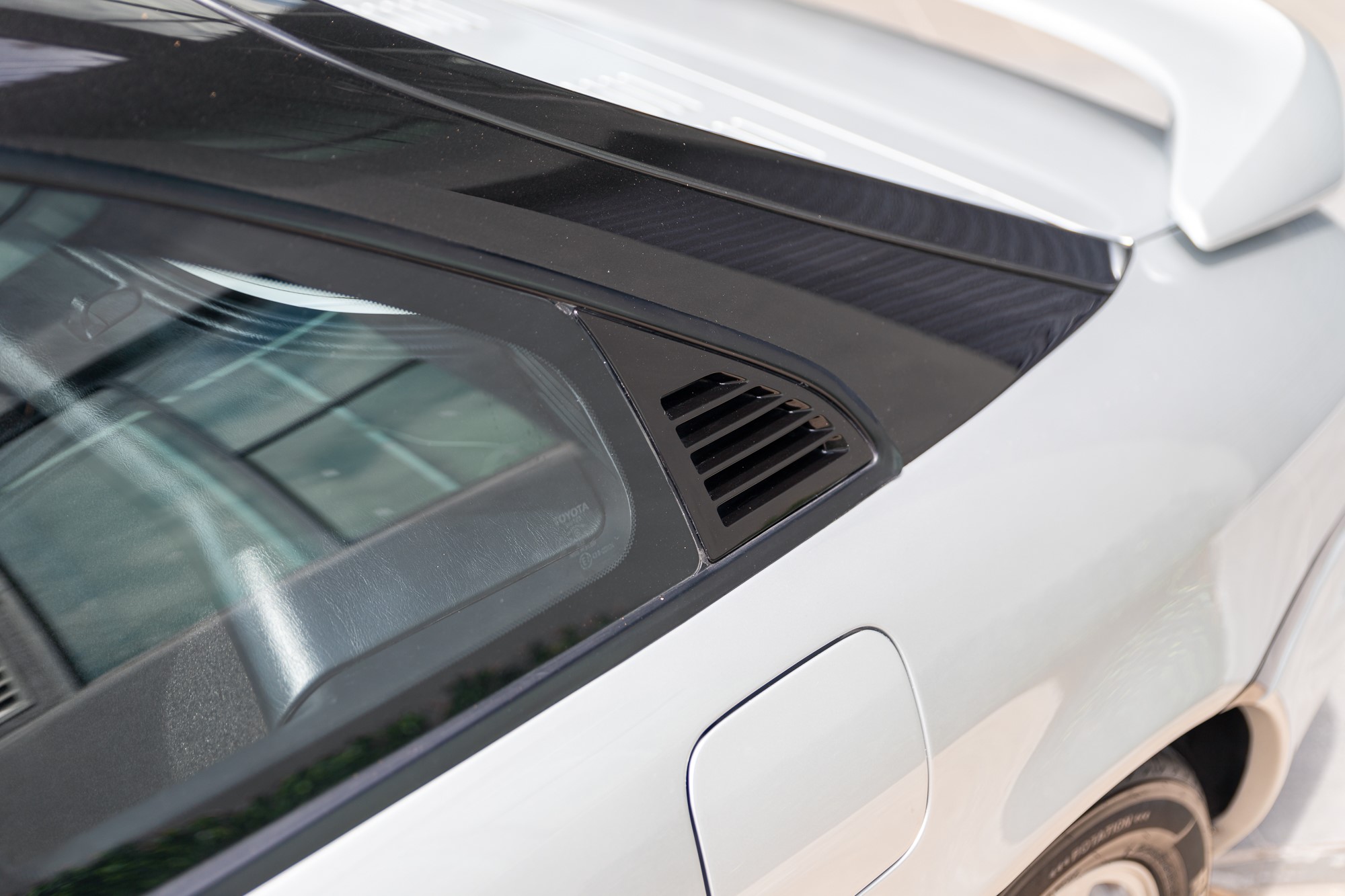 1996 TOYOTA MR2 SONIC SHADOW EDITION