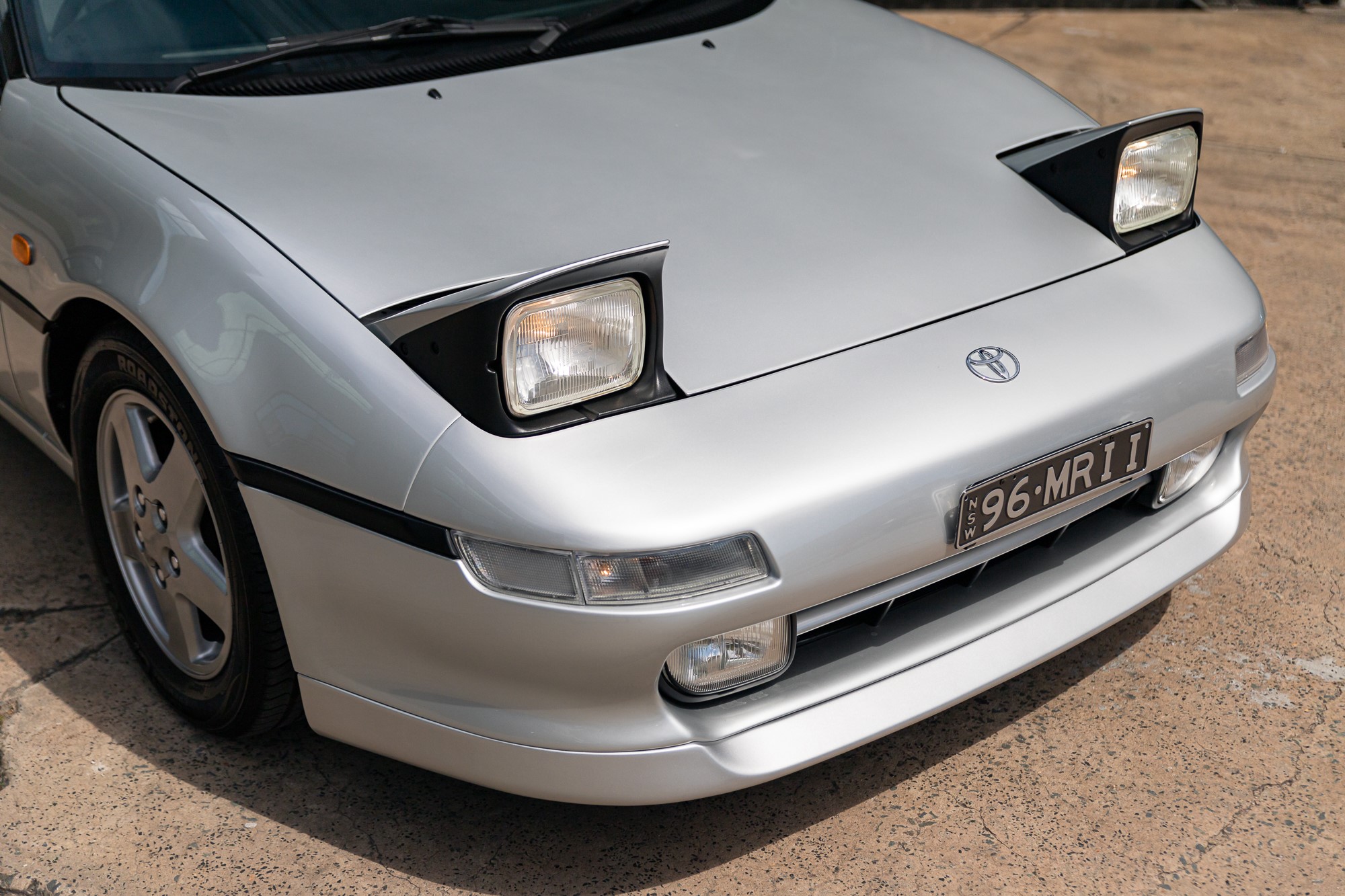 1996 TOYOTA MR2 SONIC SHADOW EDITION