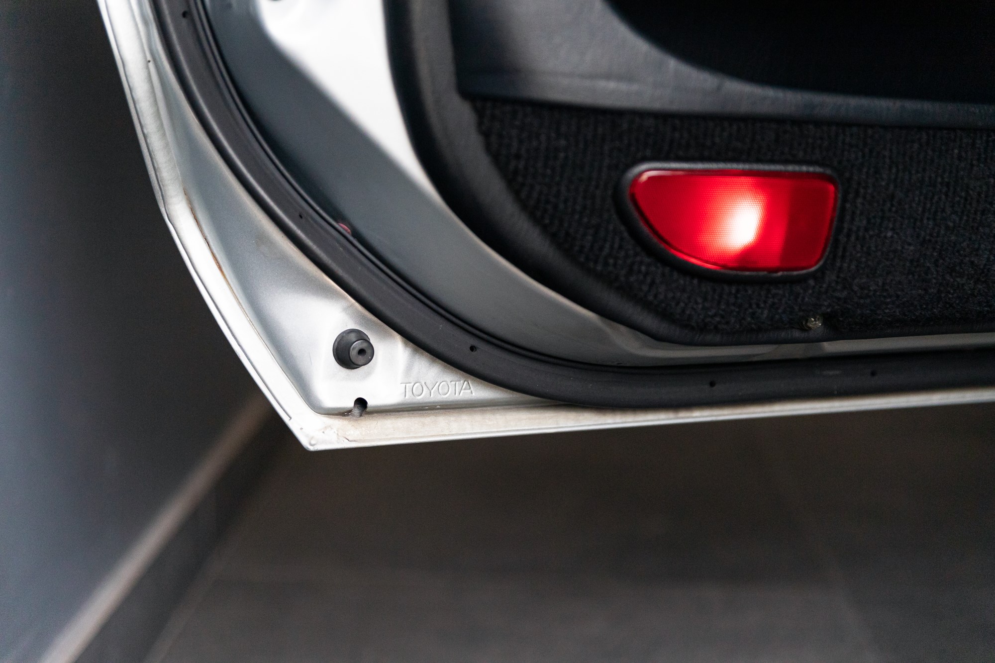 1996 TOYOTA MR2 SONIC SHADOW EDITION