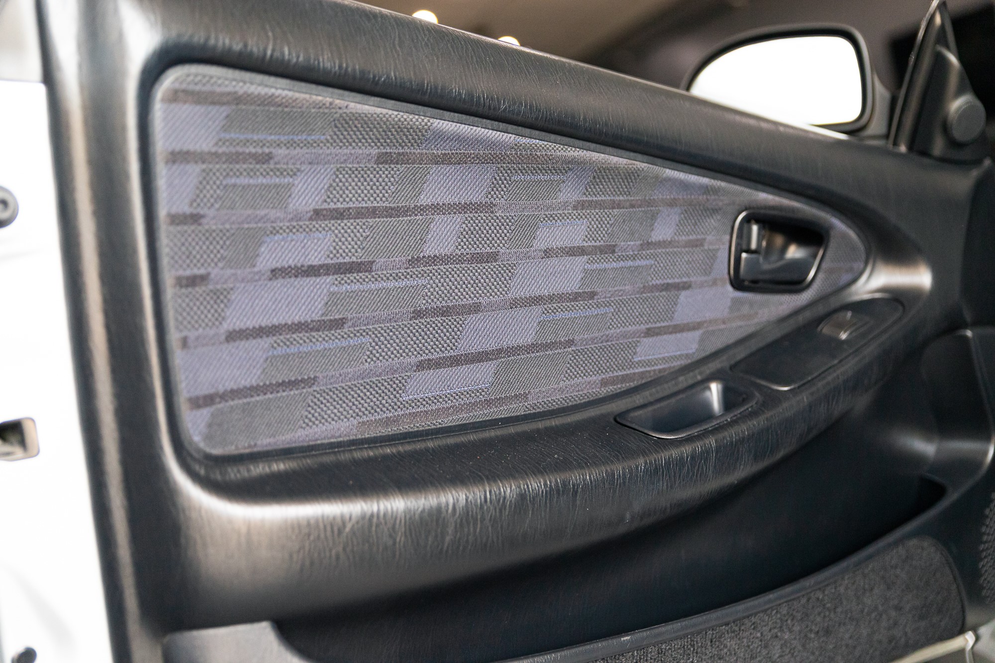 1996 TOYOTA MR2 SONIC SHADOW EDITION