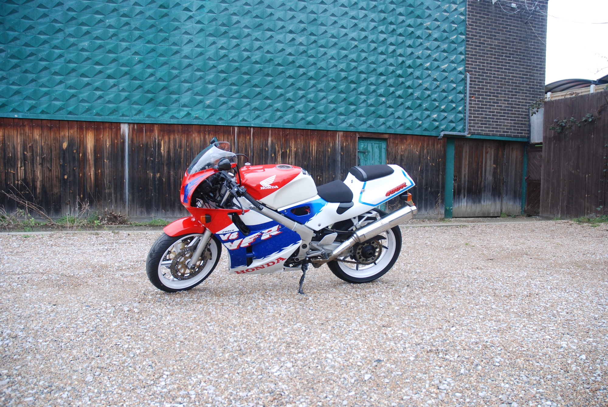 1992 HONDA VFR400 NC30