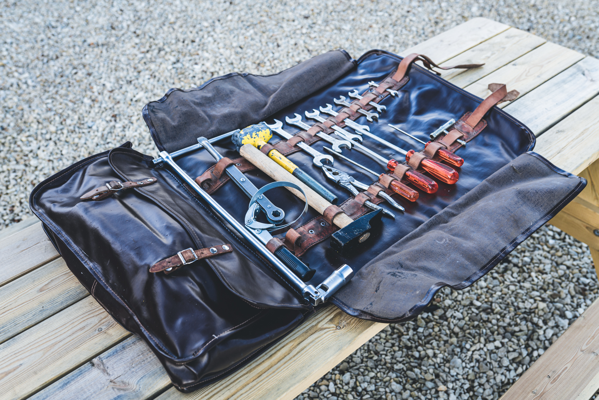 FERRARI DAYTONA TOOL KIT