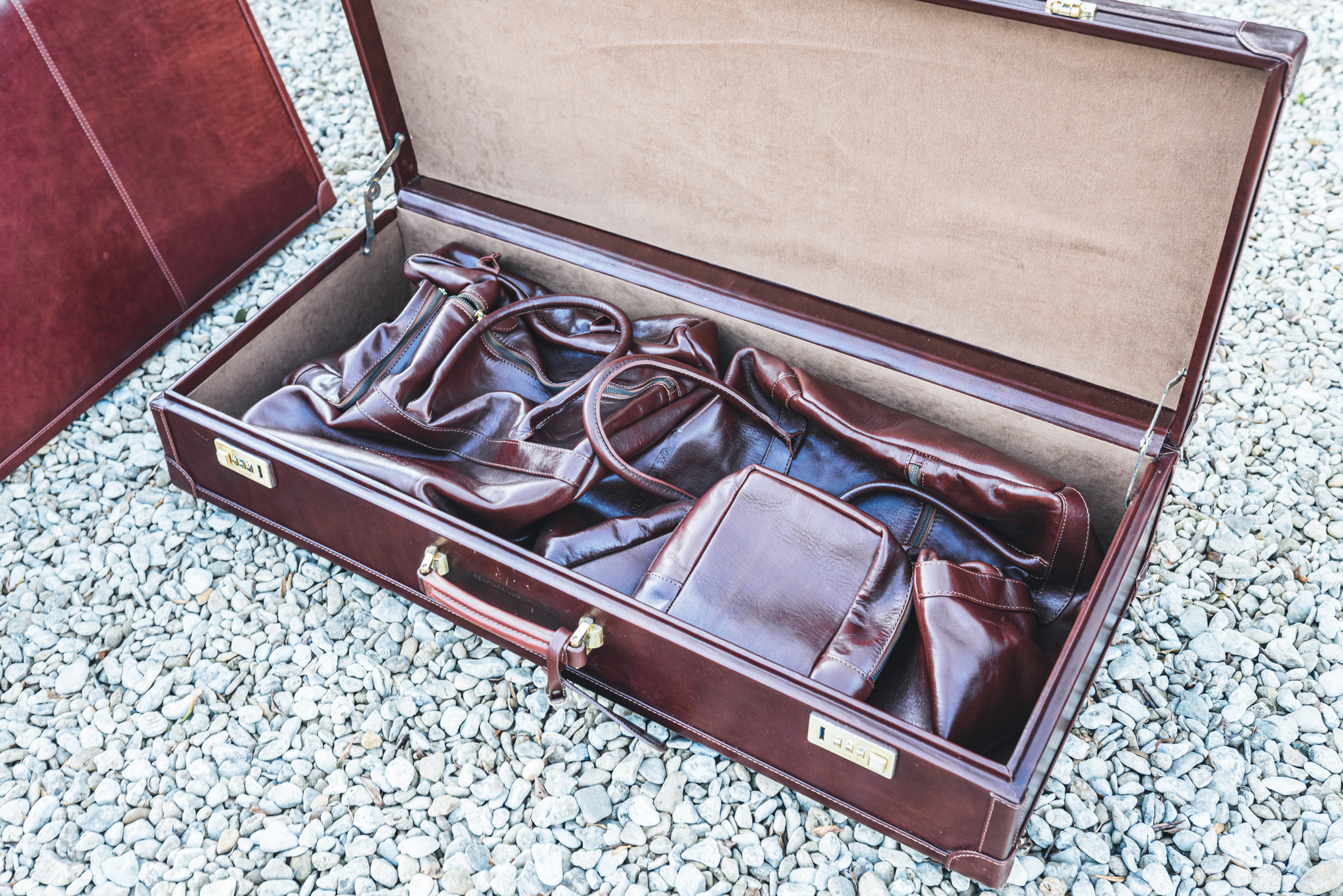 BESPOKE LUGGAGE LTD FOR JAGUAR E-TYPE