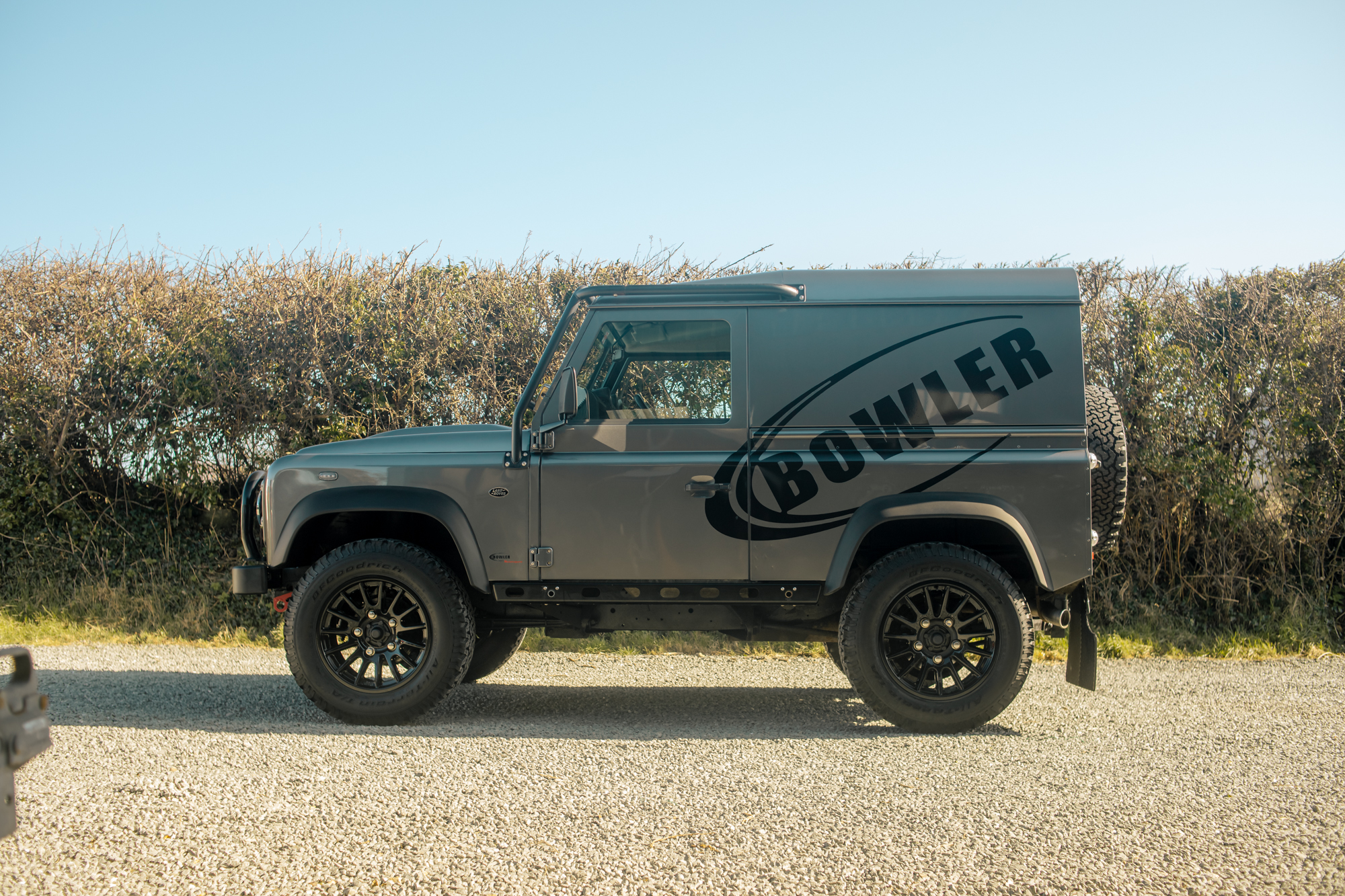 2014 LAND ROVER DEFENDER 90 HARD TOP 'BOWLER' - 12,786 MILES