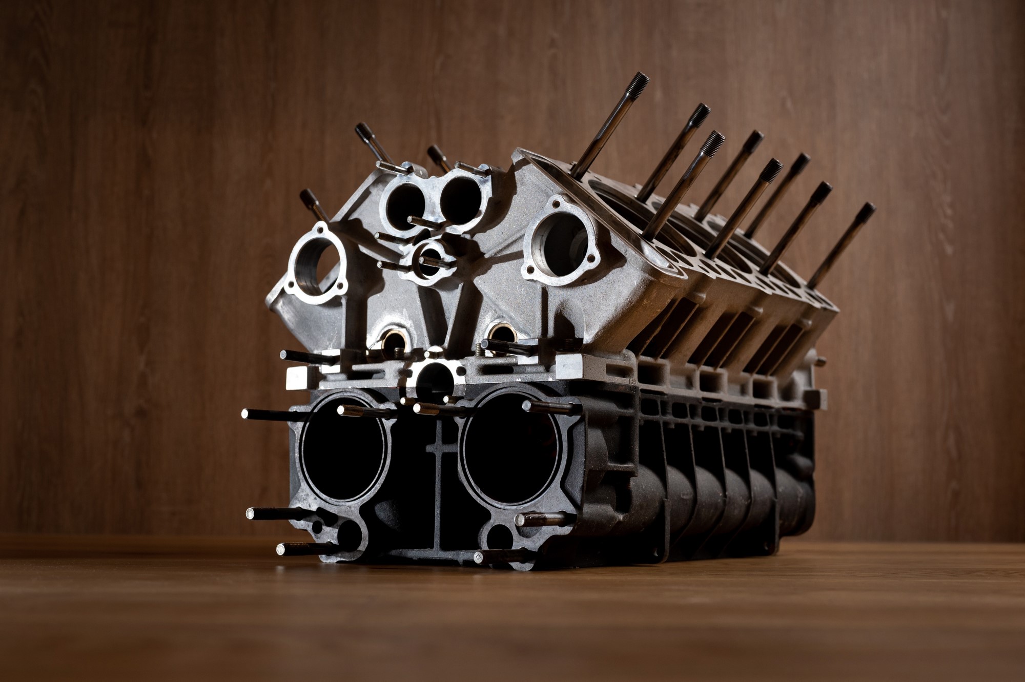 1985-1987 MCLAREN MP4/2 PORSCHE-TAG F1 ENGINE BLOCK