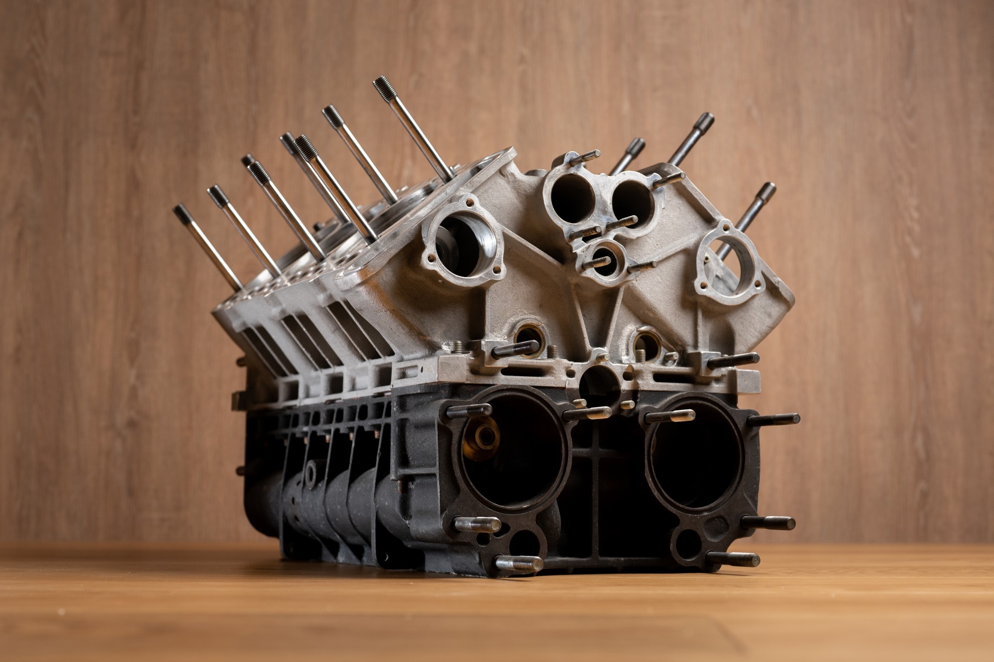 1985-1987 MCLAREN MP4/2 PORSCHE-TAG F1 ENGINE BLOCK