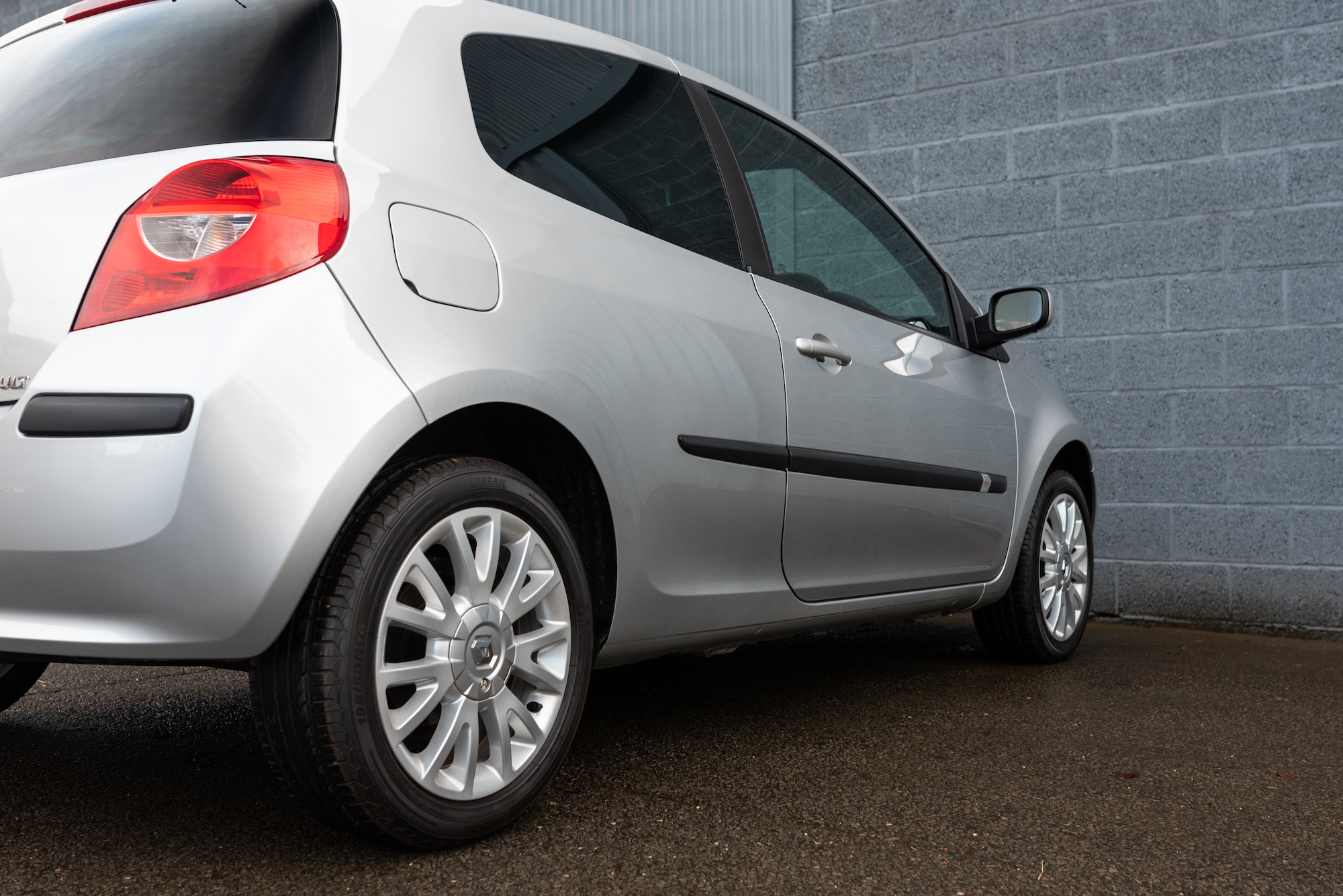 2007 RENAULT CLIO (MK3) 1.4 DYNAMIQUE - 22,551 MILES