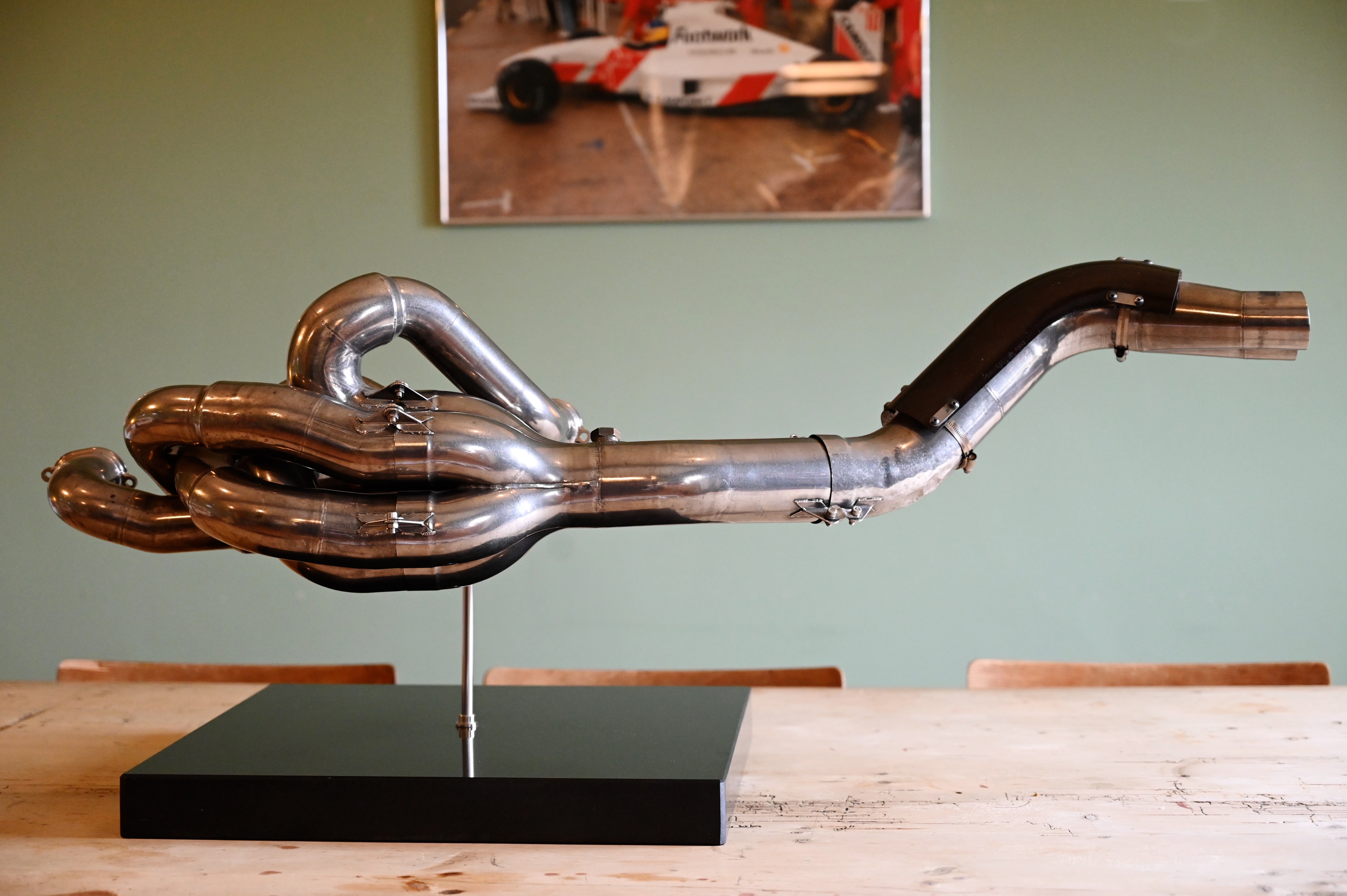 2000 BENETTON B200 F1 EXHAUST SCULPTURE