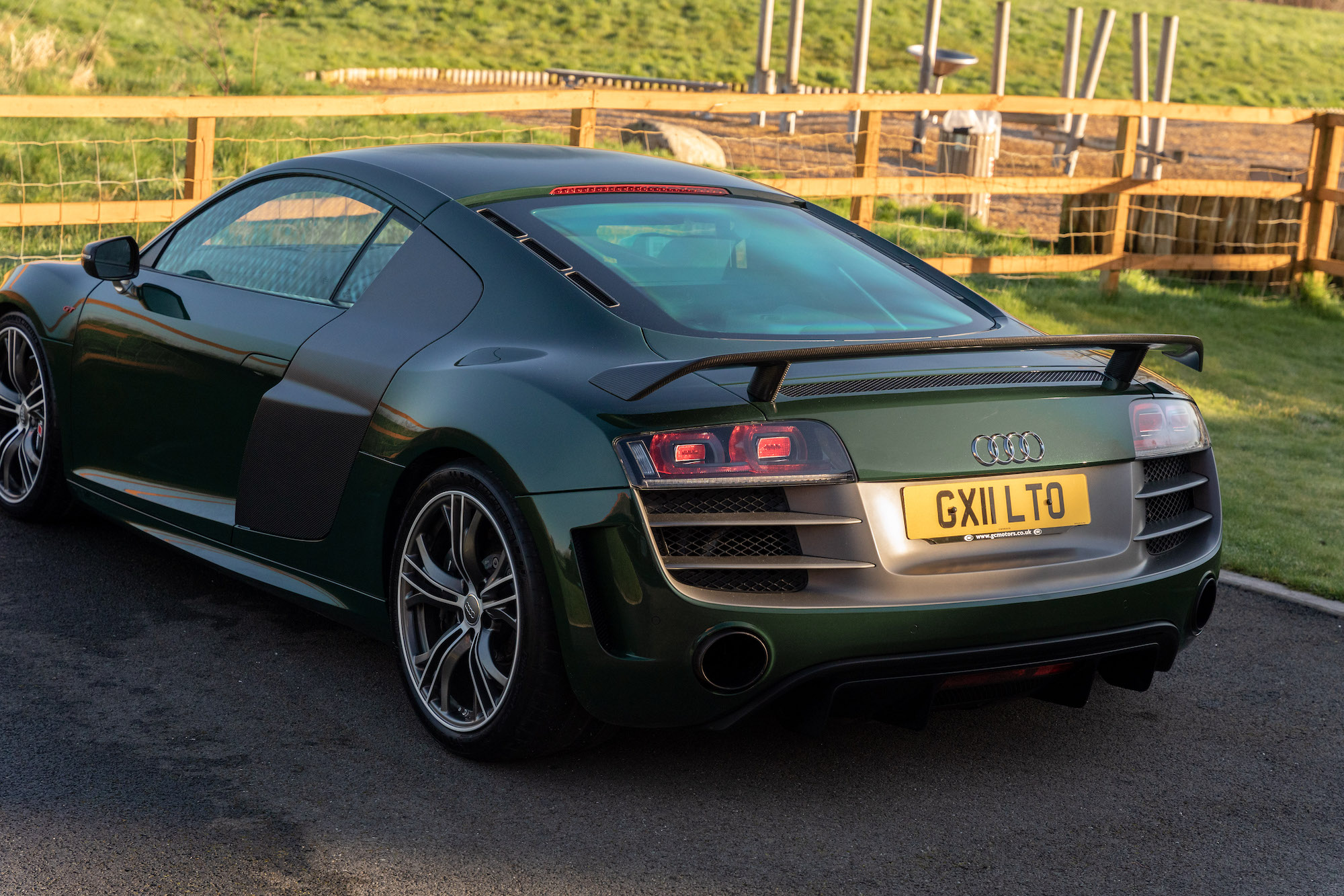 2011 AUDI R8 GT