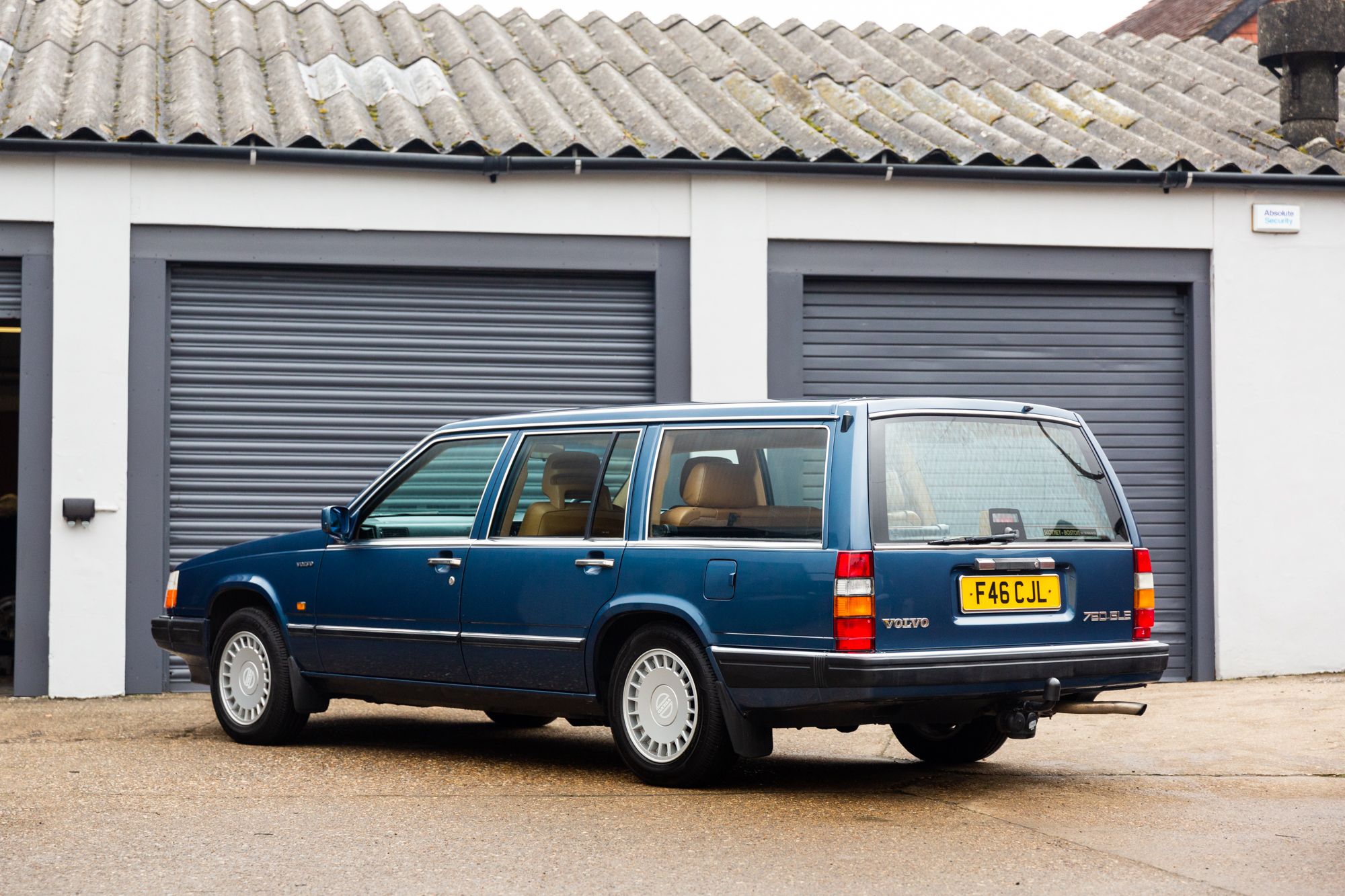 1989 VOLVO 760 GLE ESTATE - 47,251 MILES