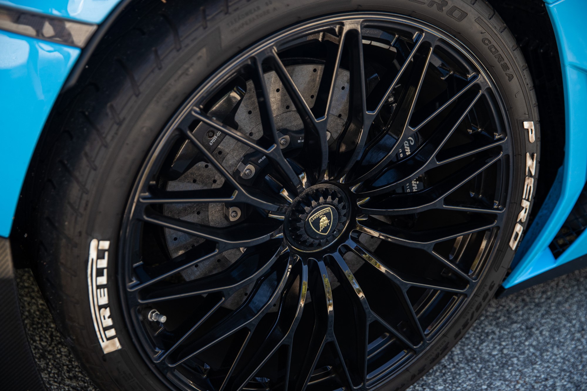 2017 LAMBORGHINI AVENTADOR LP750-4 SV ROADSTER