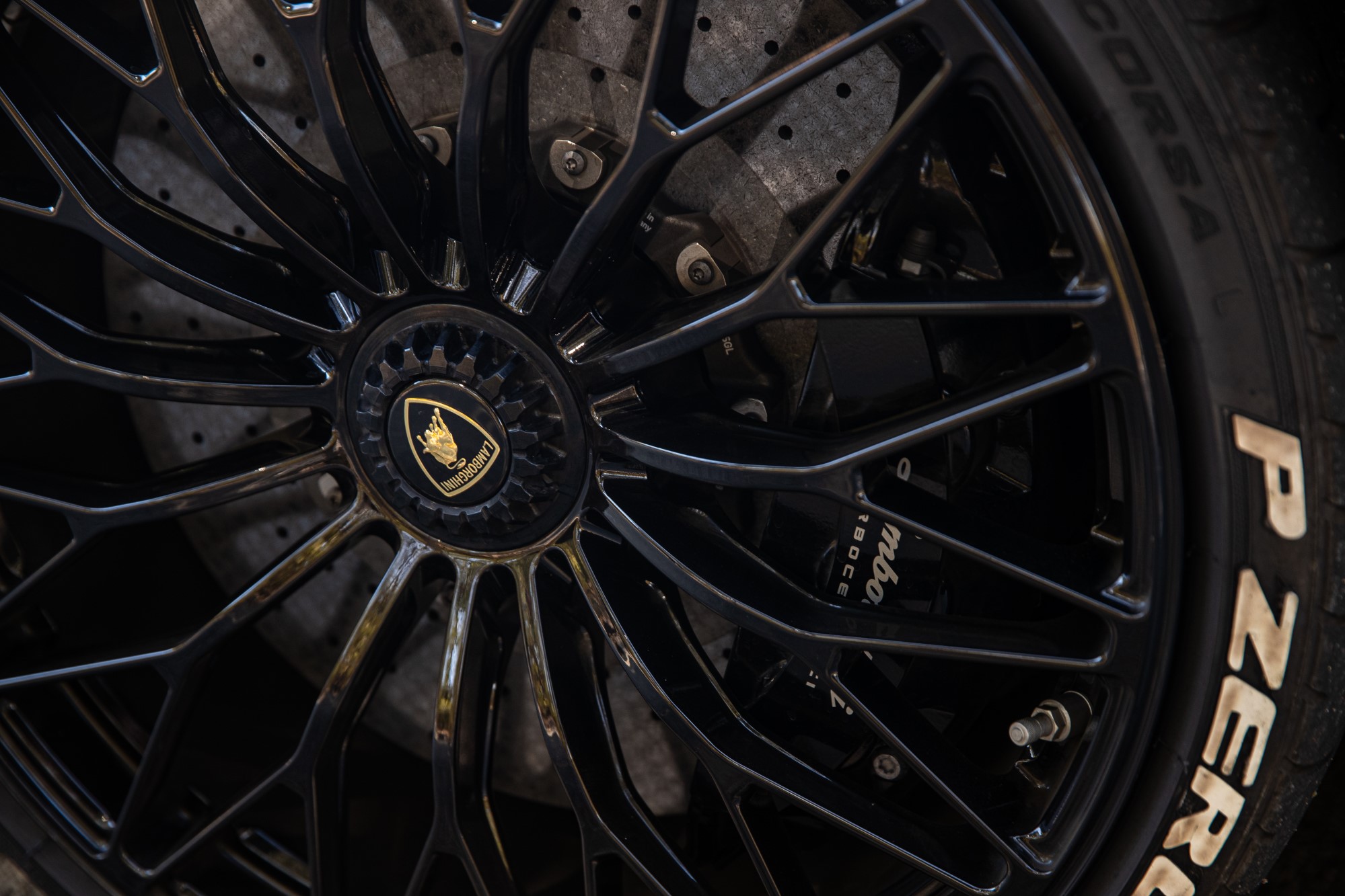 2017 LAMBORGHINI AVENTADOR LP750-4 SV ROADSTER