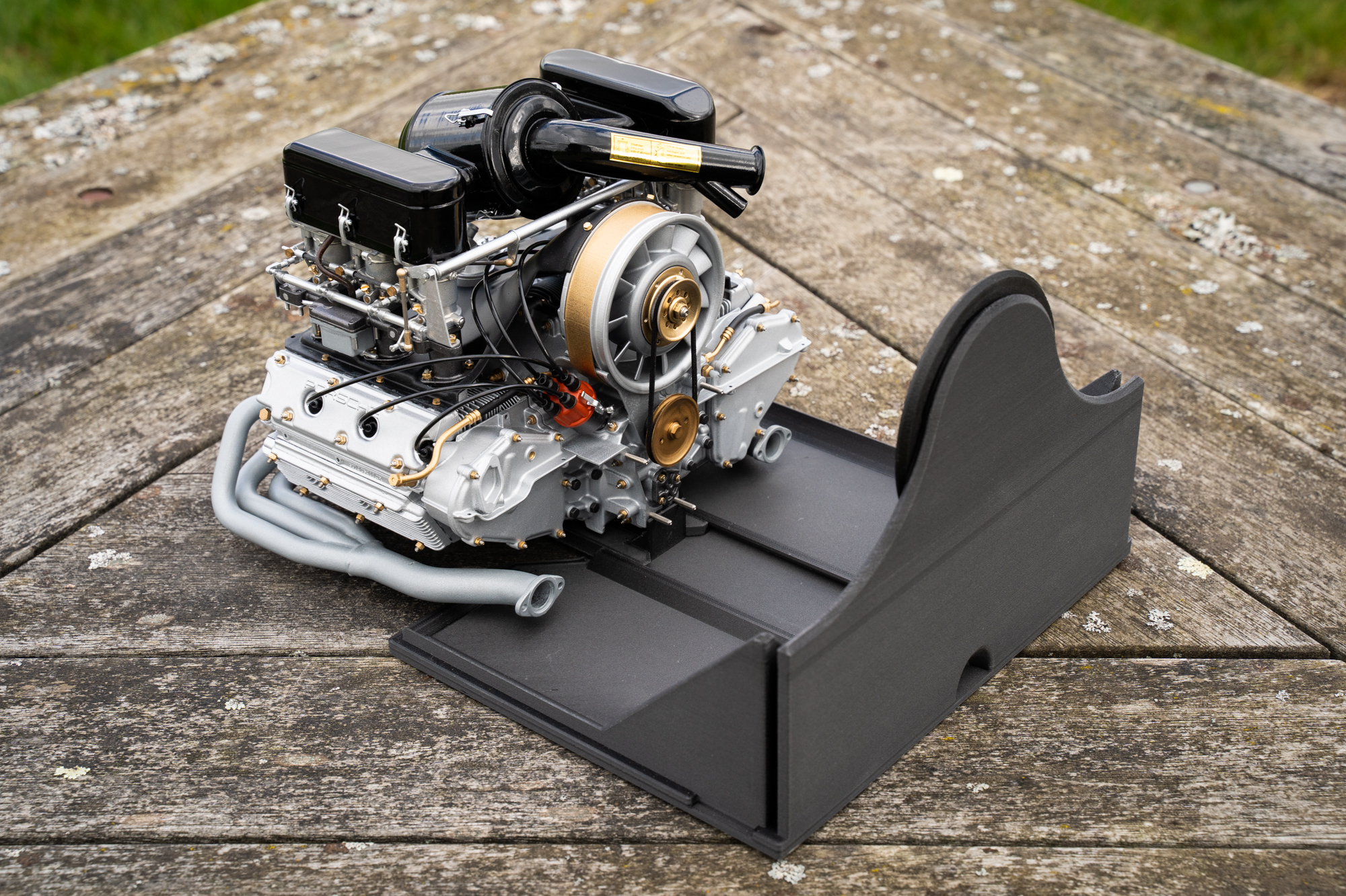 PORSCHE 911 2.0L MODEL ENGINE