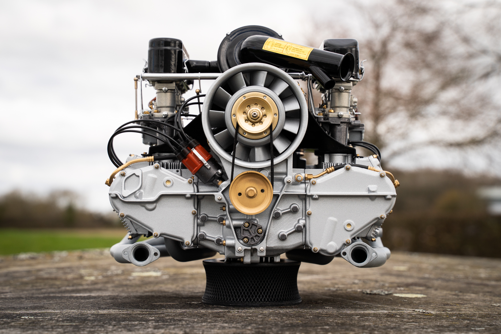 PORSCHE 911 2.0L MODEL ENGINE