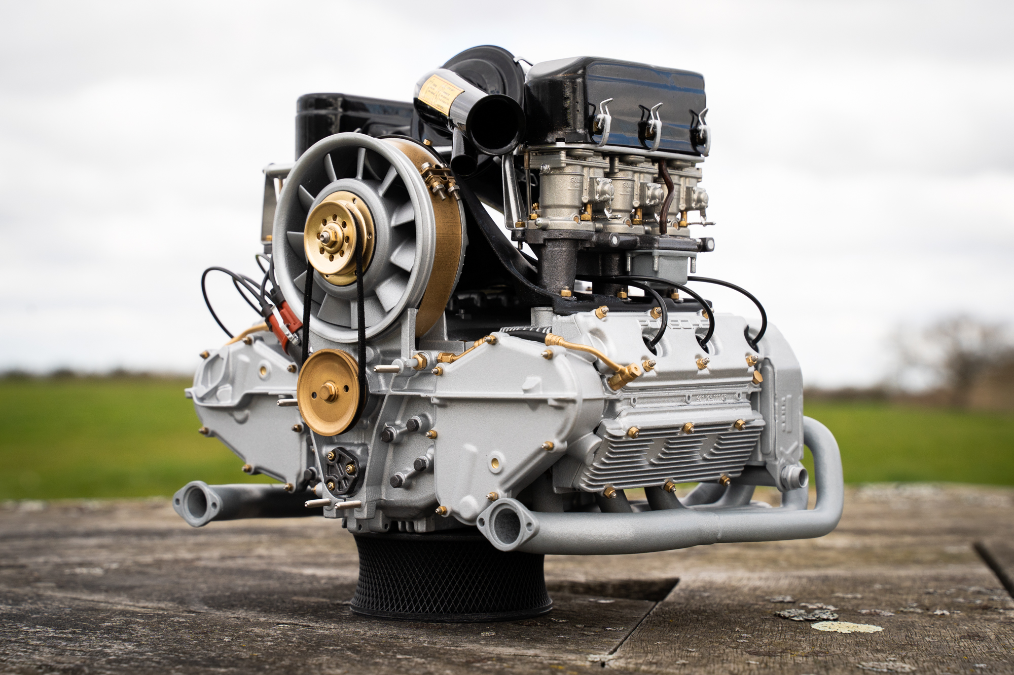 PORSCHE 911 2.0L MODEL ENGINE