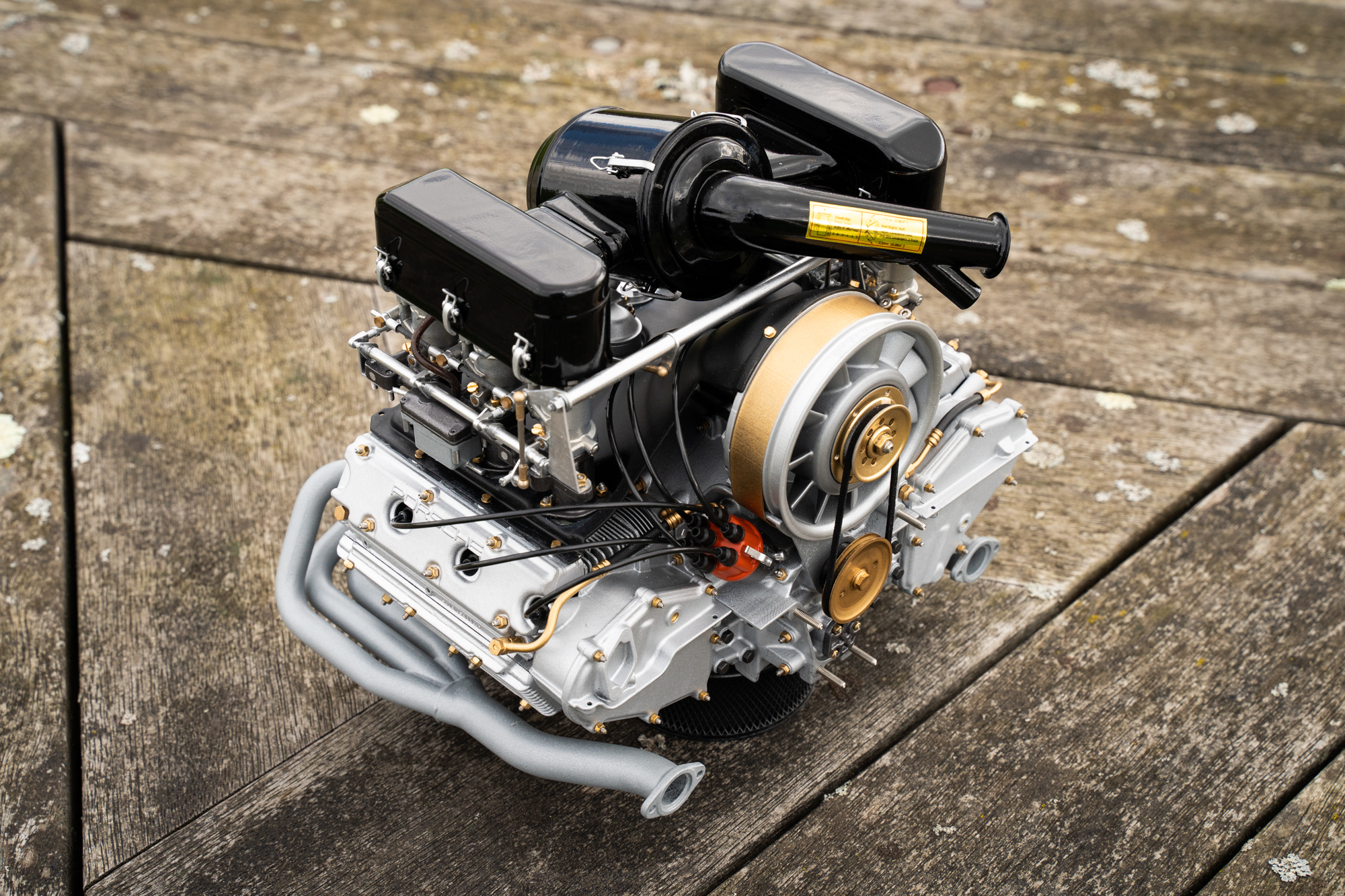 PORSCHE 911 2.0L MODEL ENGINE