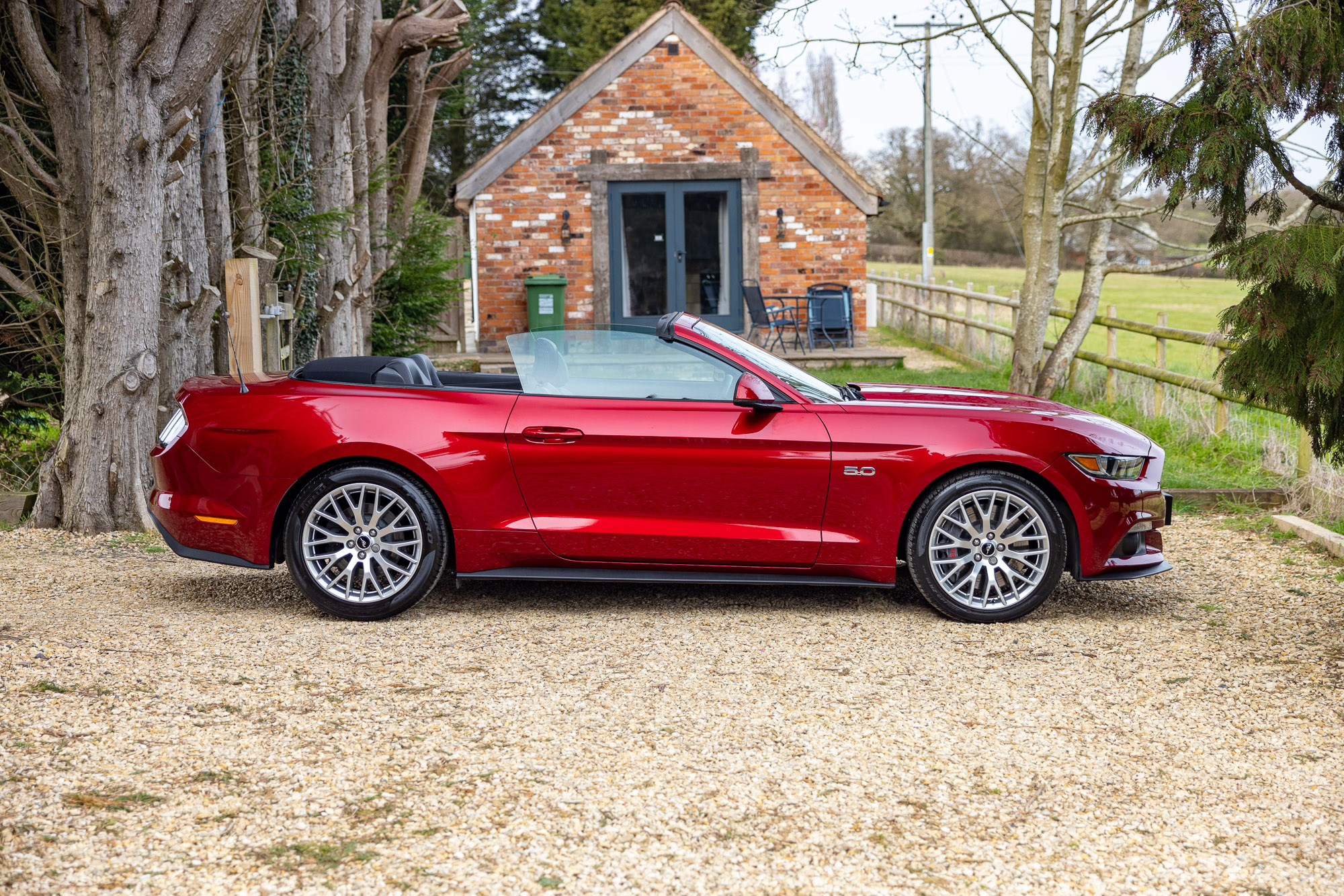 2016 FORD MUSTANG CONVERTIBLE
