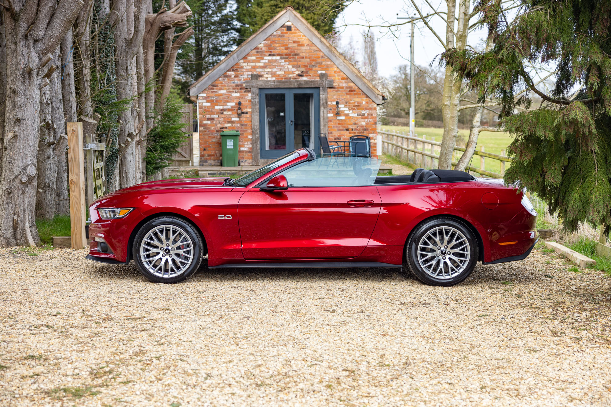 2016 FORD MUSTANG CONVERTIBLE