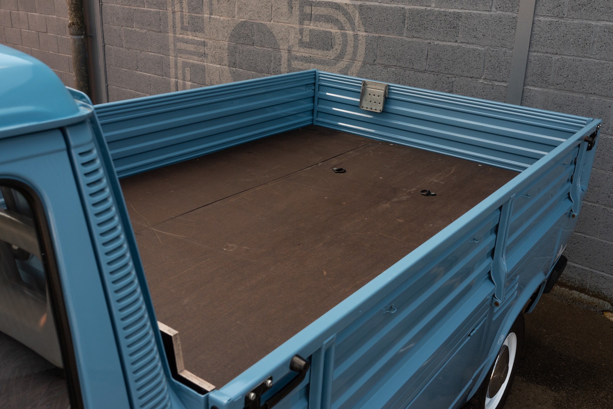 1987 VOLKSWAGEN T25 SINGLE CAB PICK-UP