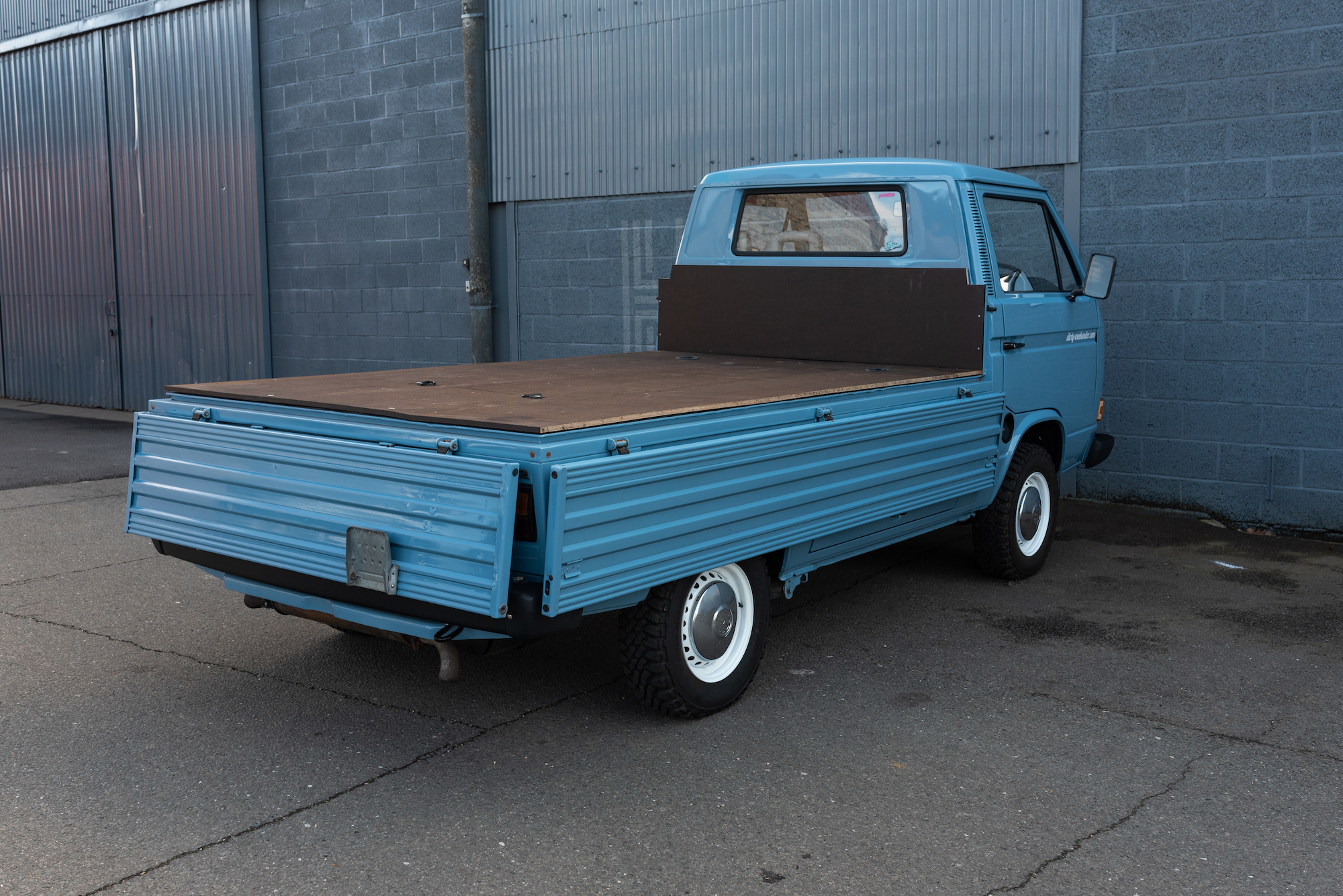 1987 VOLKSWAGEN T25 SINGLE CAB PICK-UP