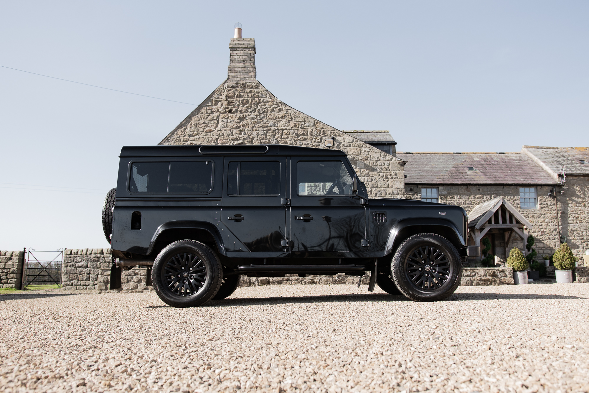 2016 LAND ROVER DEFENDER 110 XS - WILDCAT V8 - 17,740 MILES