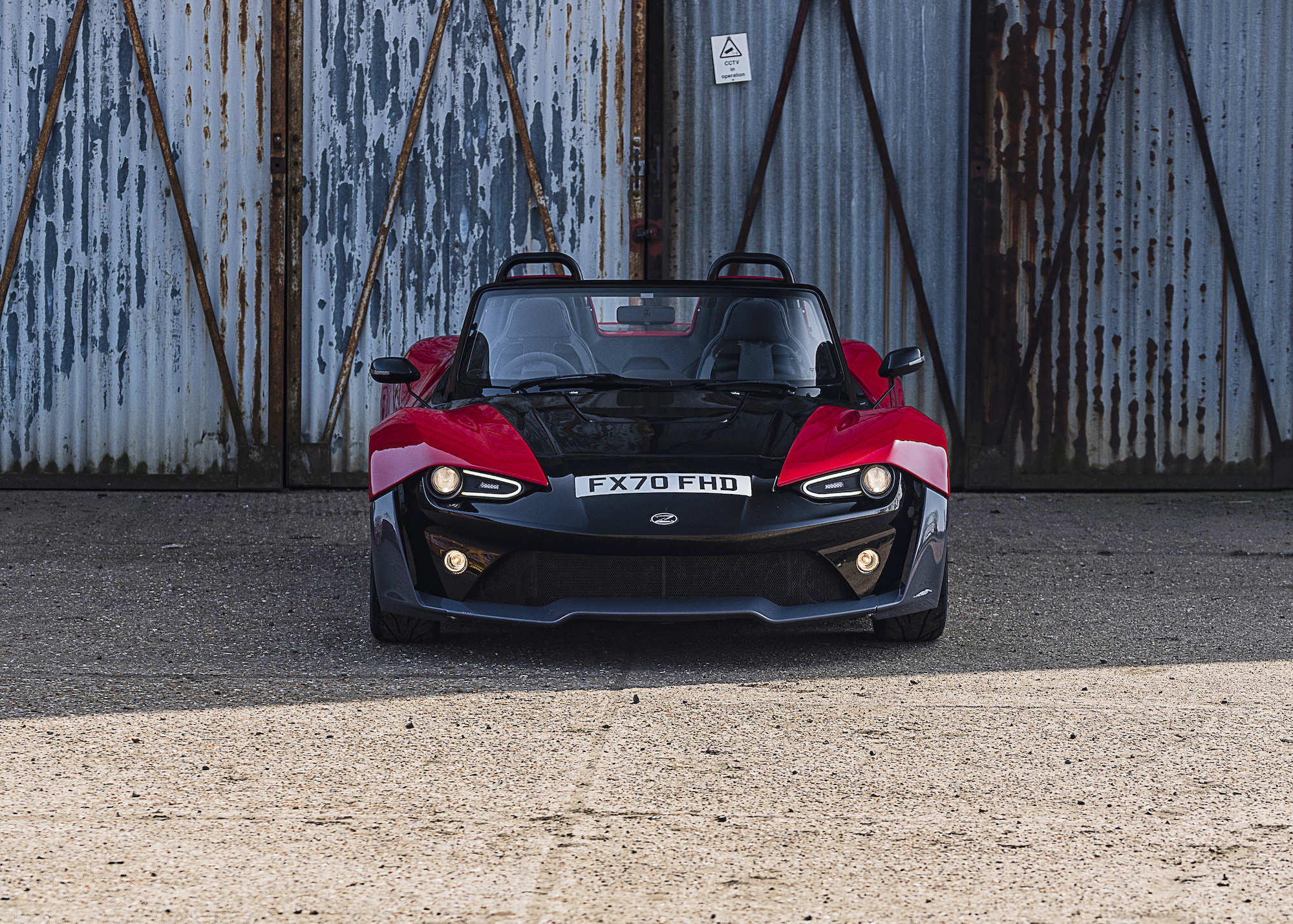 2016 ZENOS E10 - 1,250 MILES