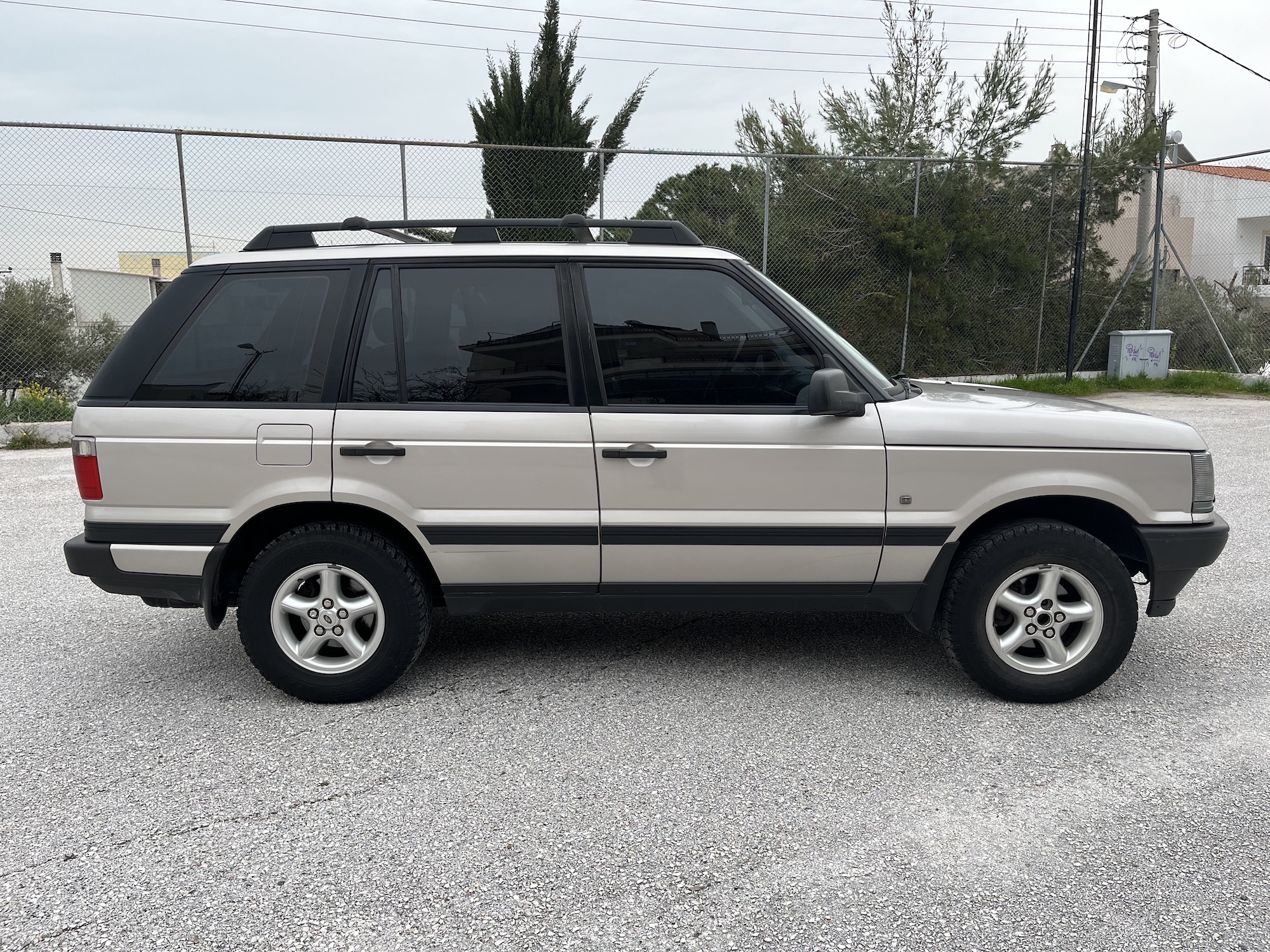 2000 RANGE ROVER (P38) 4.6 HSE