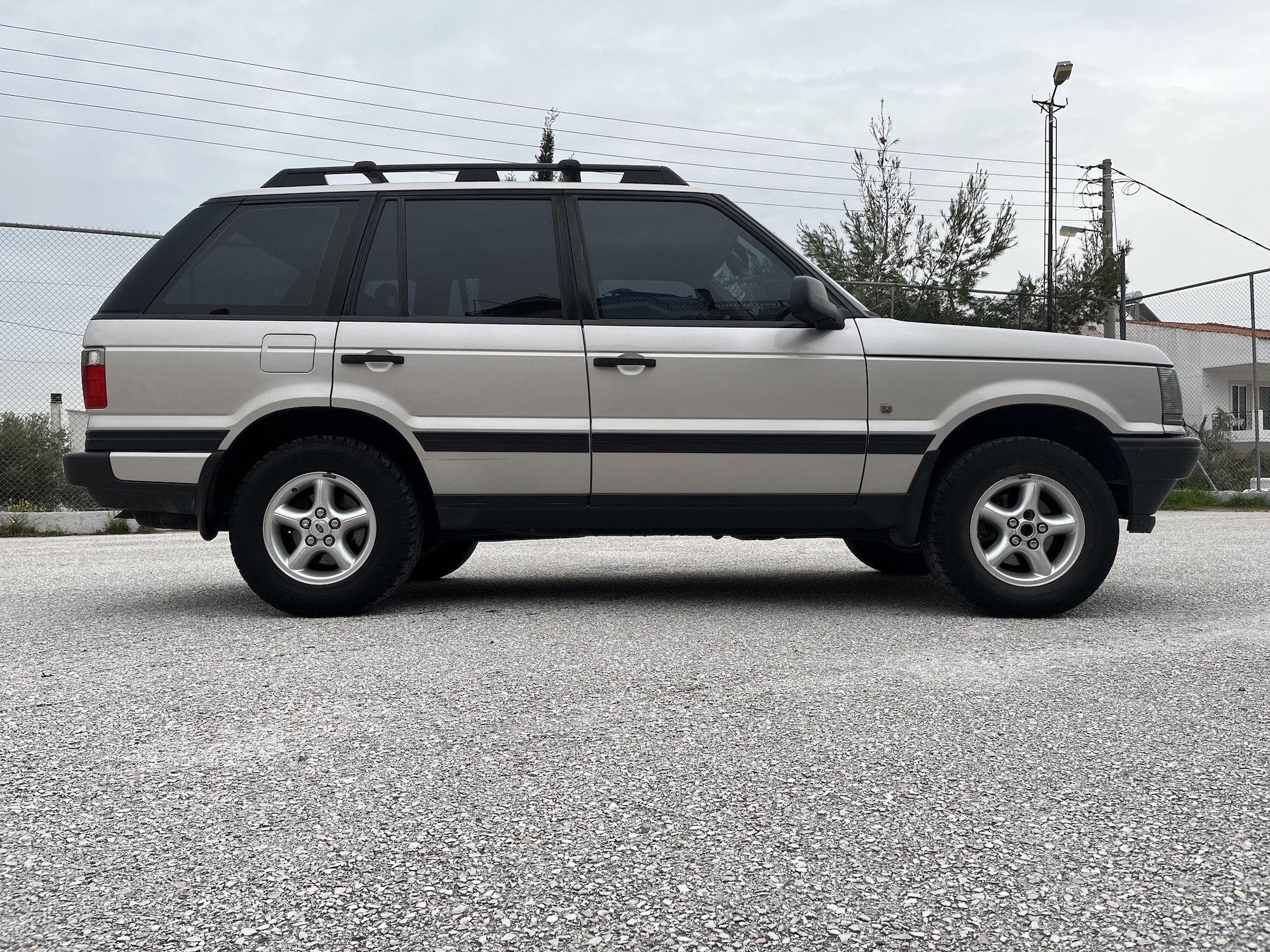 2000 RANGE ROVER (P38) 4.6 HSE