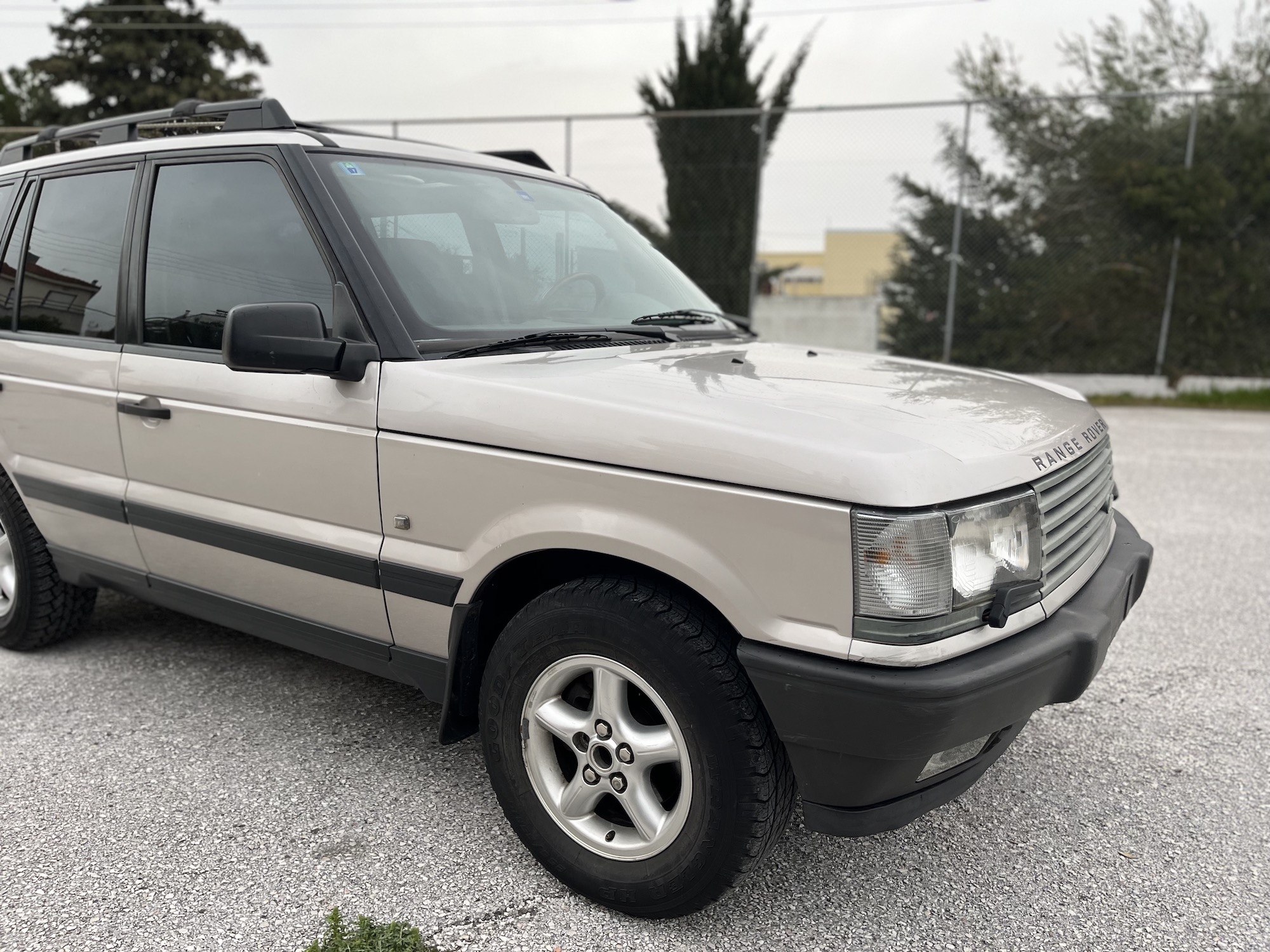 2000 RANGE ROVER (P38) 4.6 HSE