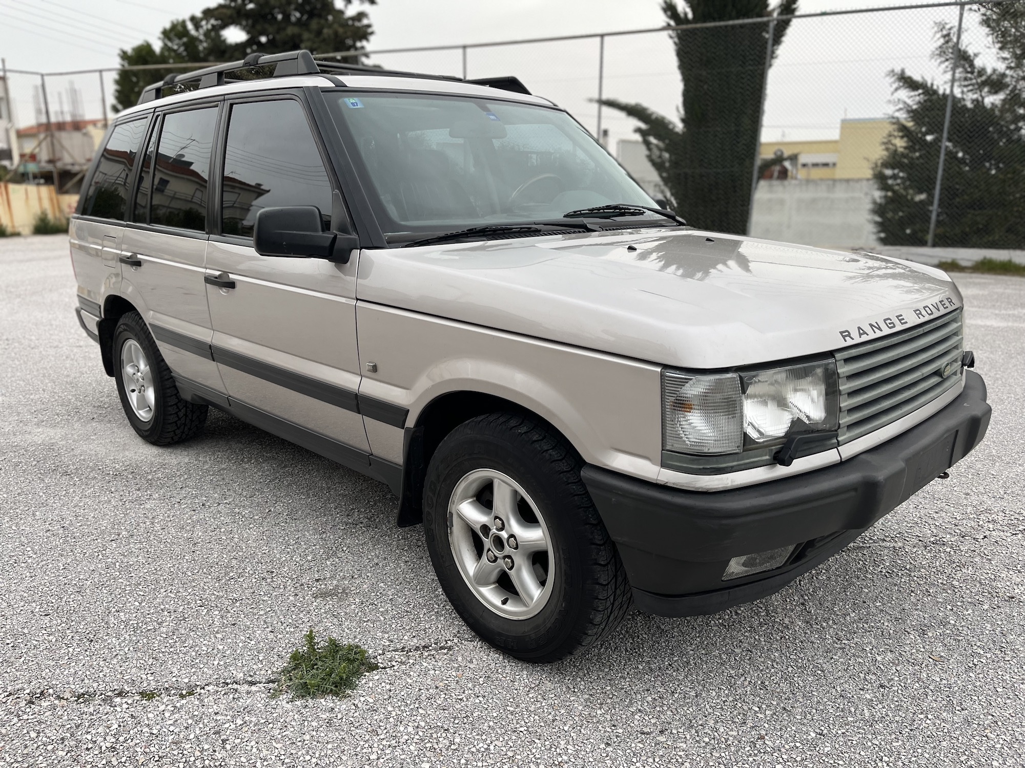2000 RANGE ROVER (P38) 4.6 HSE