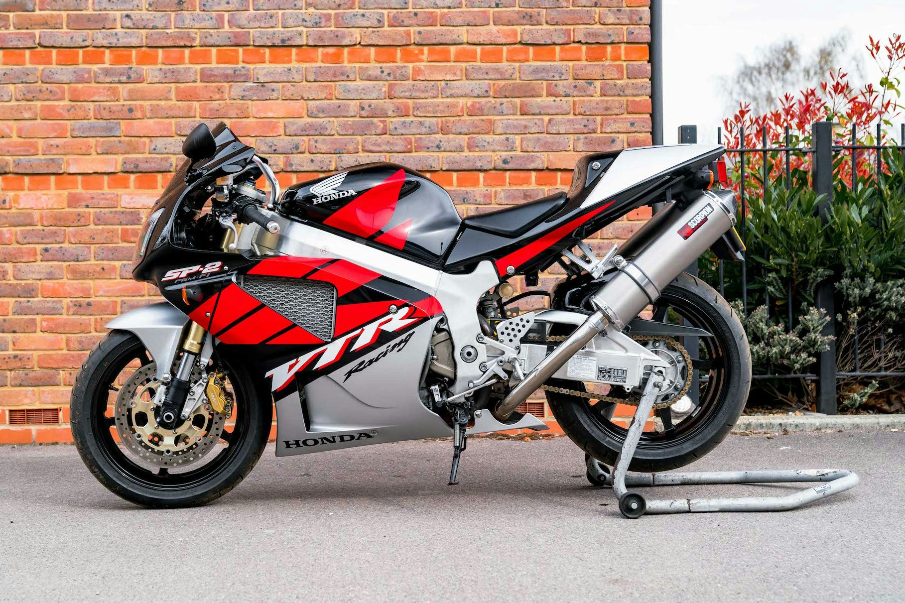 2005 HONDA VTR 1000 SP2