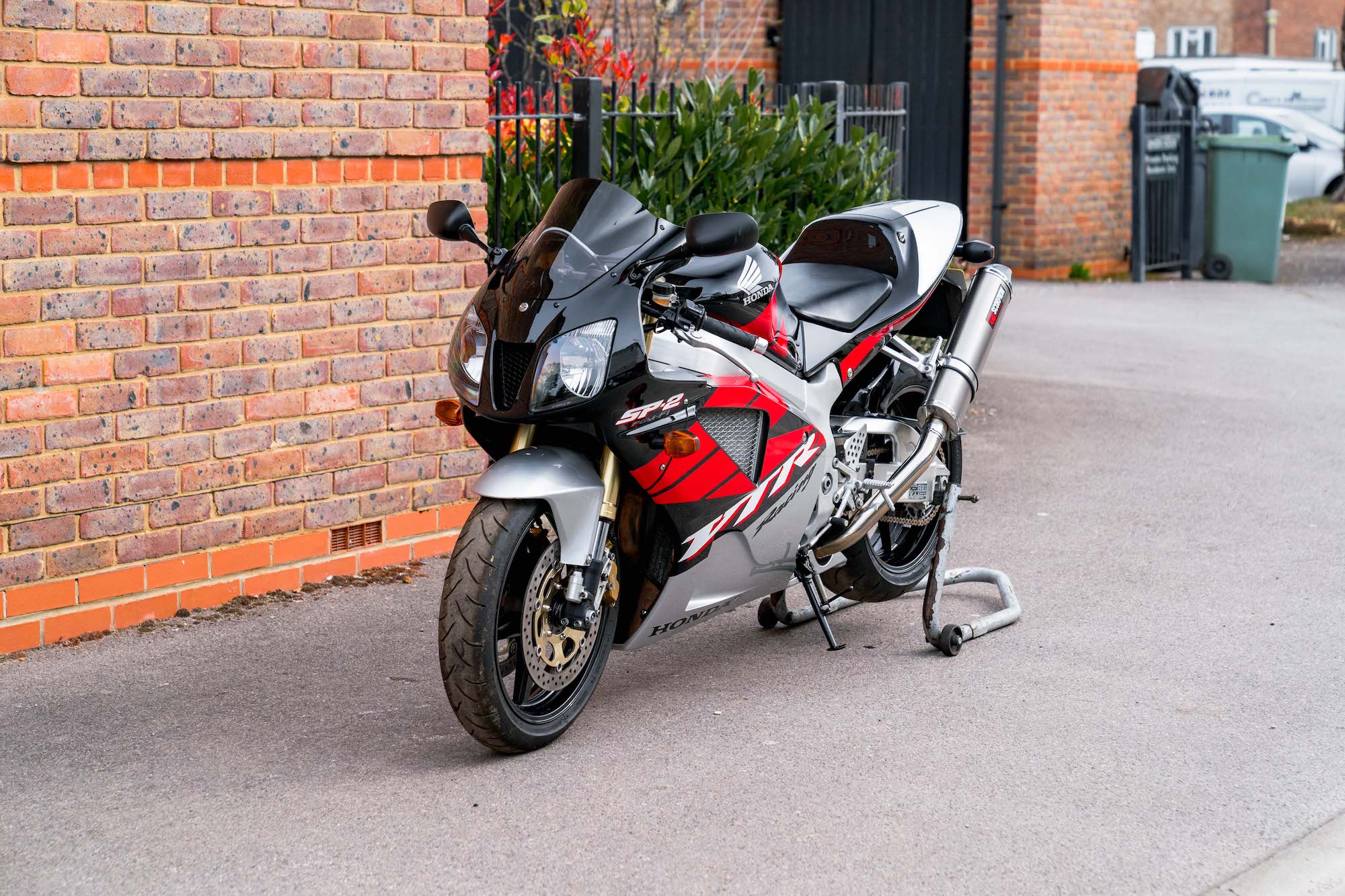 2005 HONDA VTR 1000 SP2