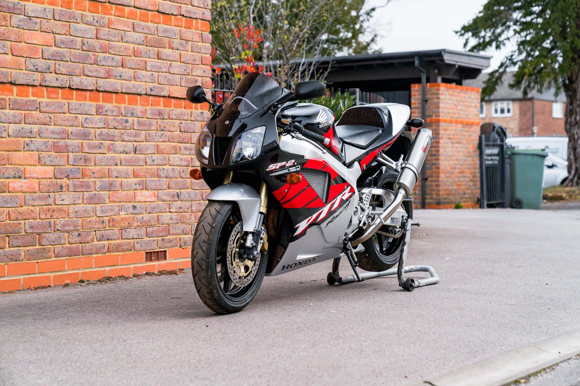 2005 HONDA VTR 1000 SP2