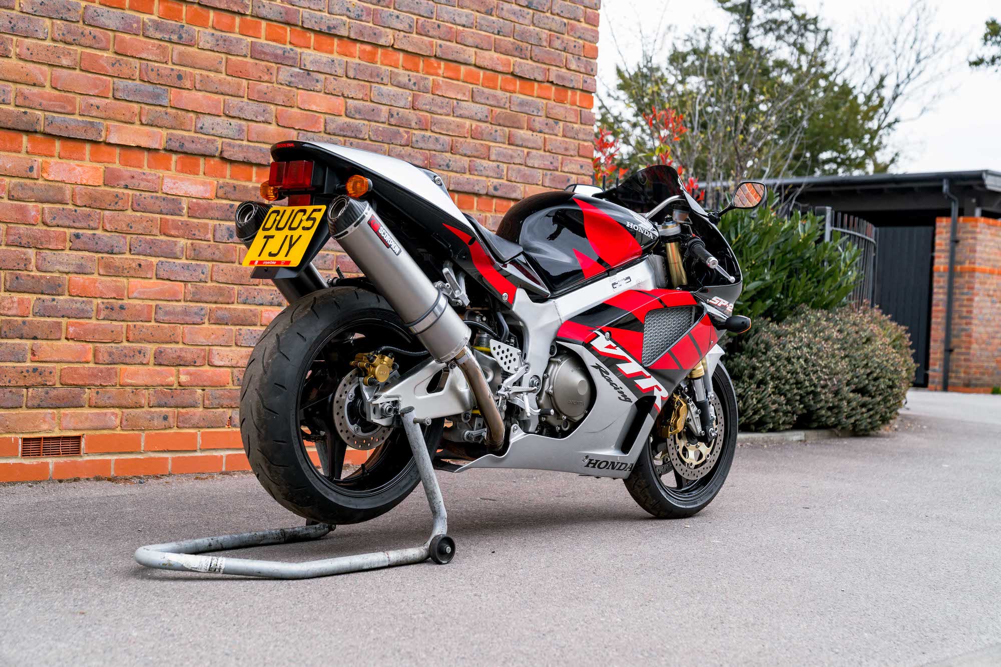 2005 HONDA VTR 1000 SP2