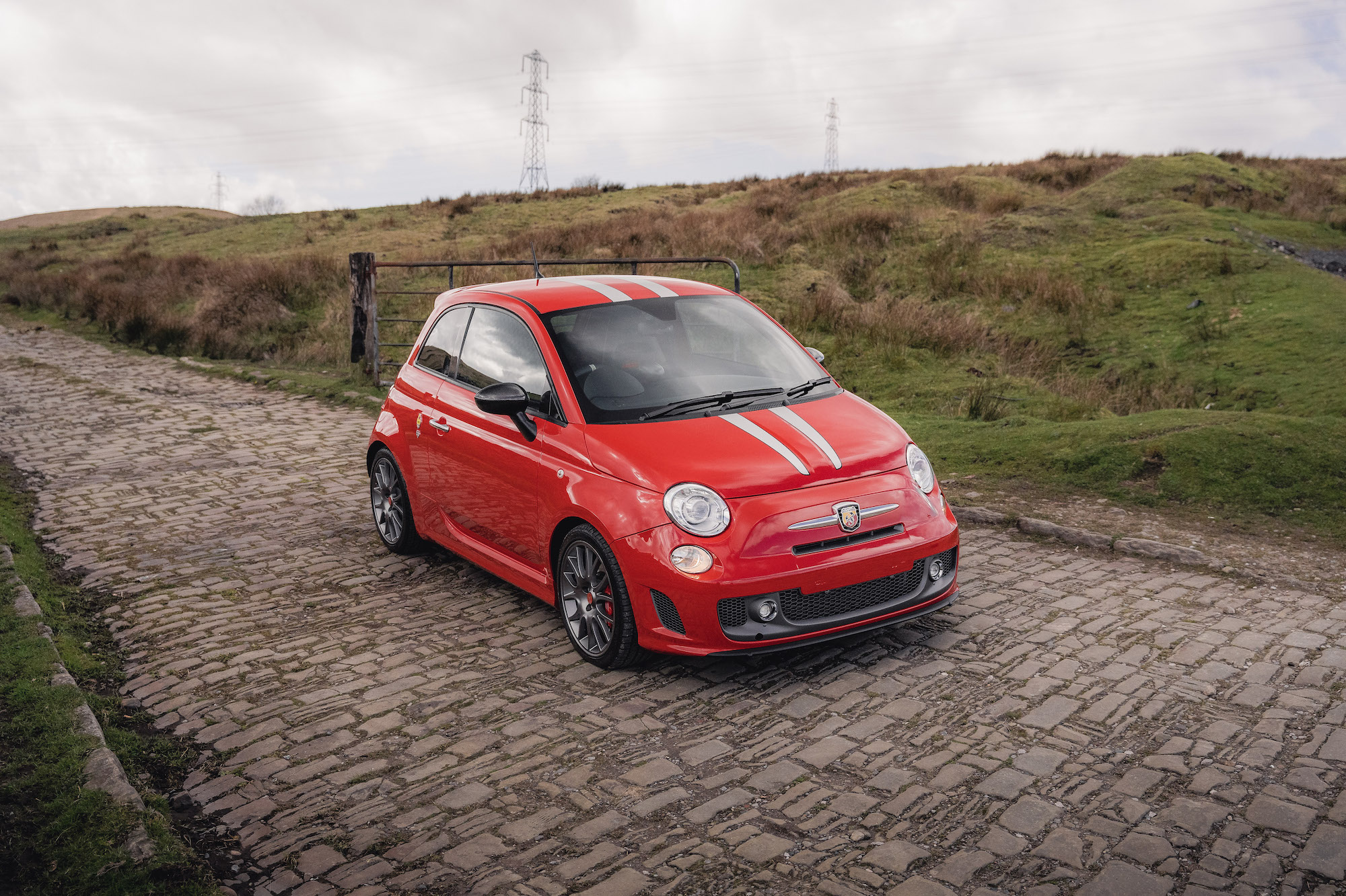 2010 ABARTH 695 TRIBUTO FERRARI - 380 MILES