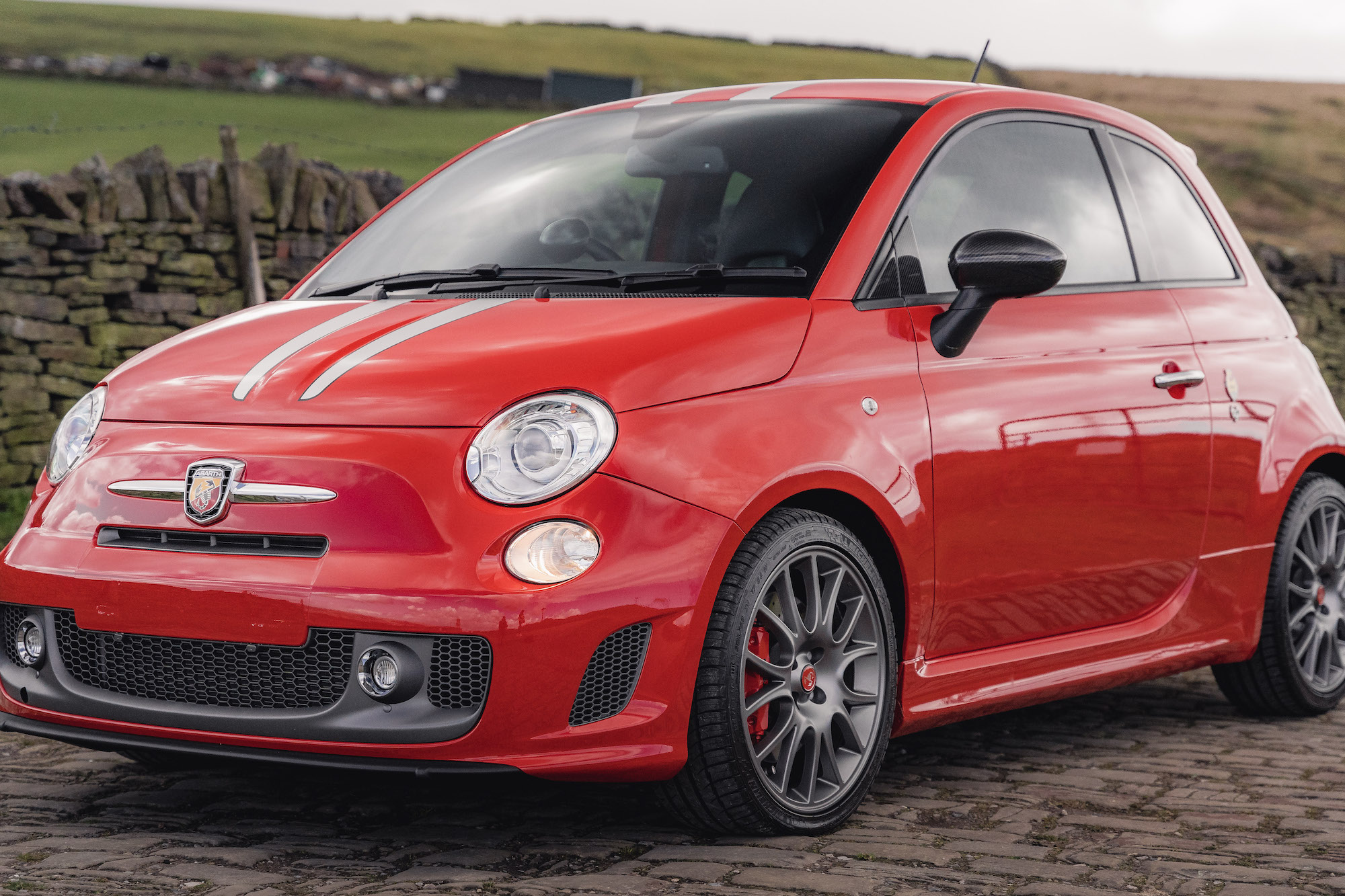 2010 ABARTH 695 TRIBUTO FERRARI - 380 MILES