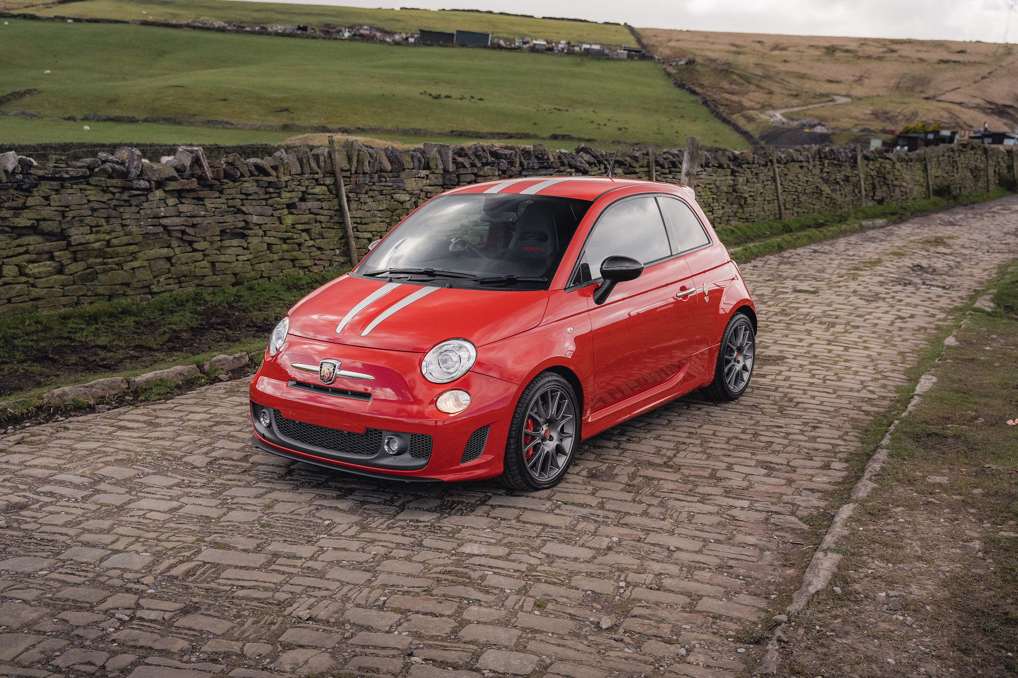 2010 ABARTH 695 TRIBUTO FERRARI - 380 MILES