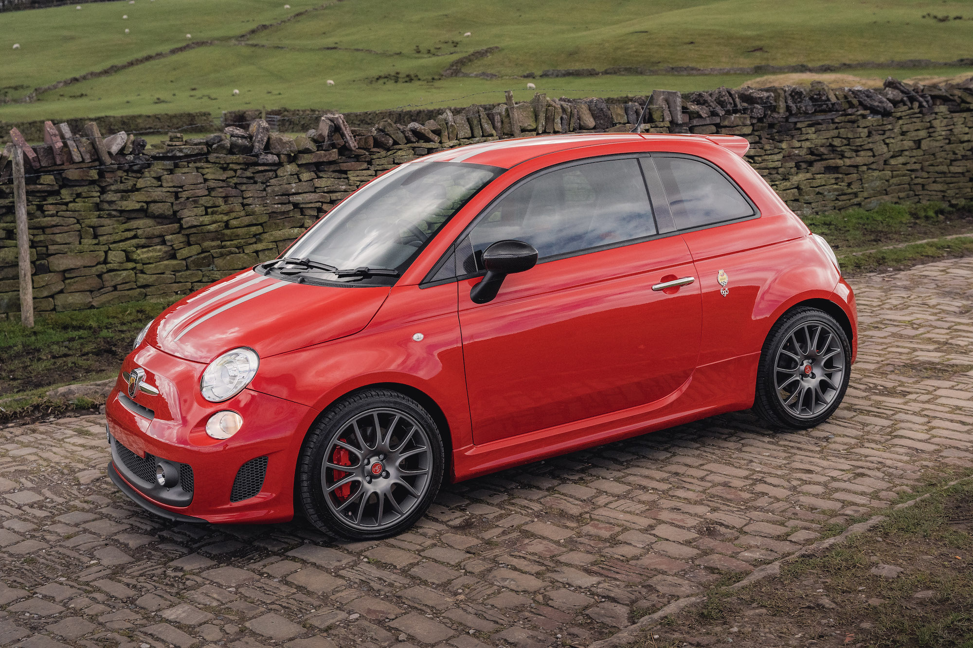 2010 ABARTH 695 TRIBUTO FERRARI - 380 MILES