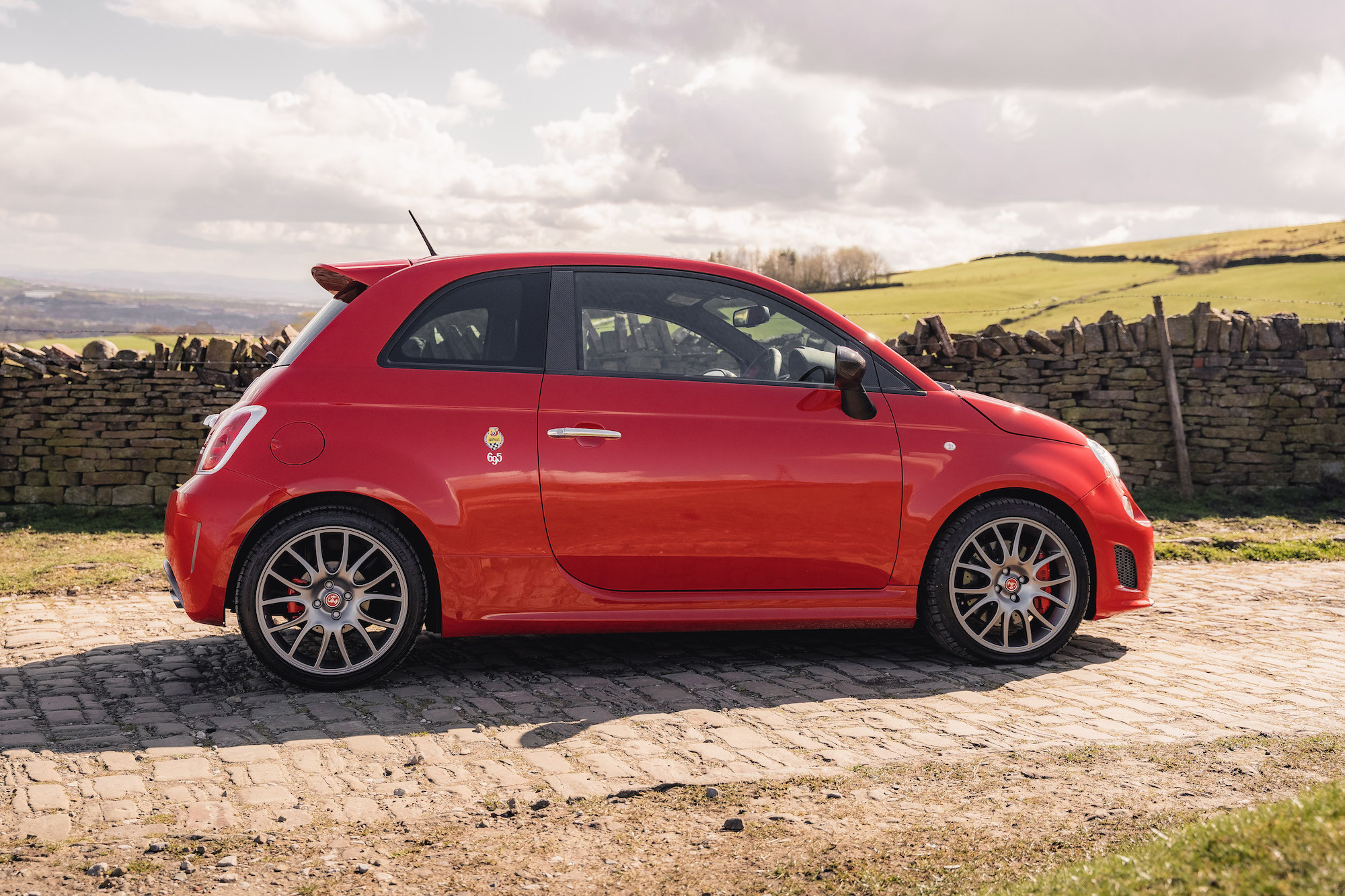 2010 ABARTH 695 TRIBUTO FERRARI - 380 MILES