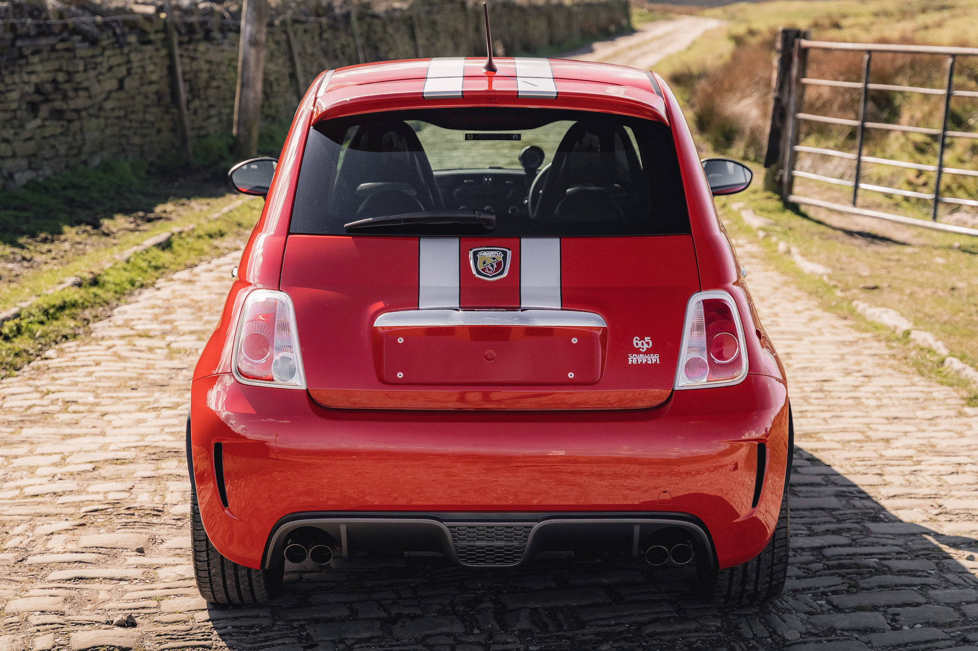 2010 ABARTH 695 TRIBUTO FERRARI - 380 MILES