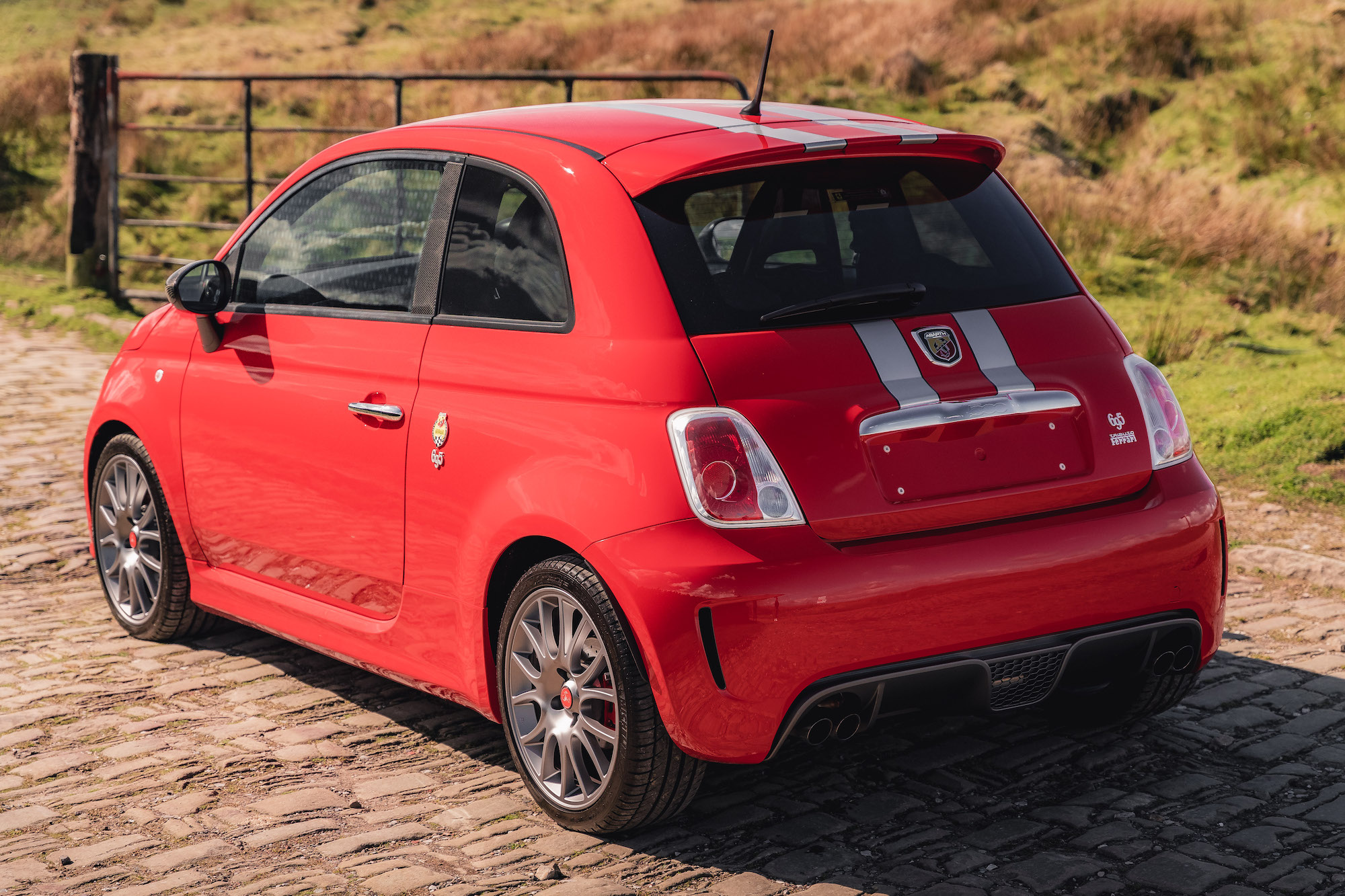 2010 ABARTH 695 TRIBUTO FERRARI - 380 MILES