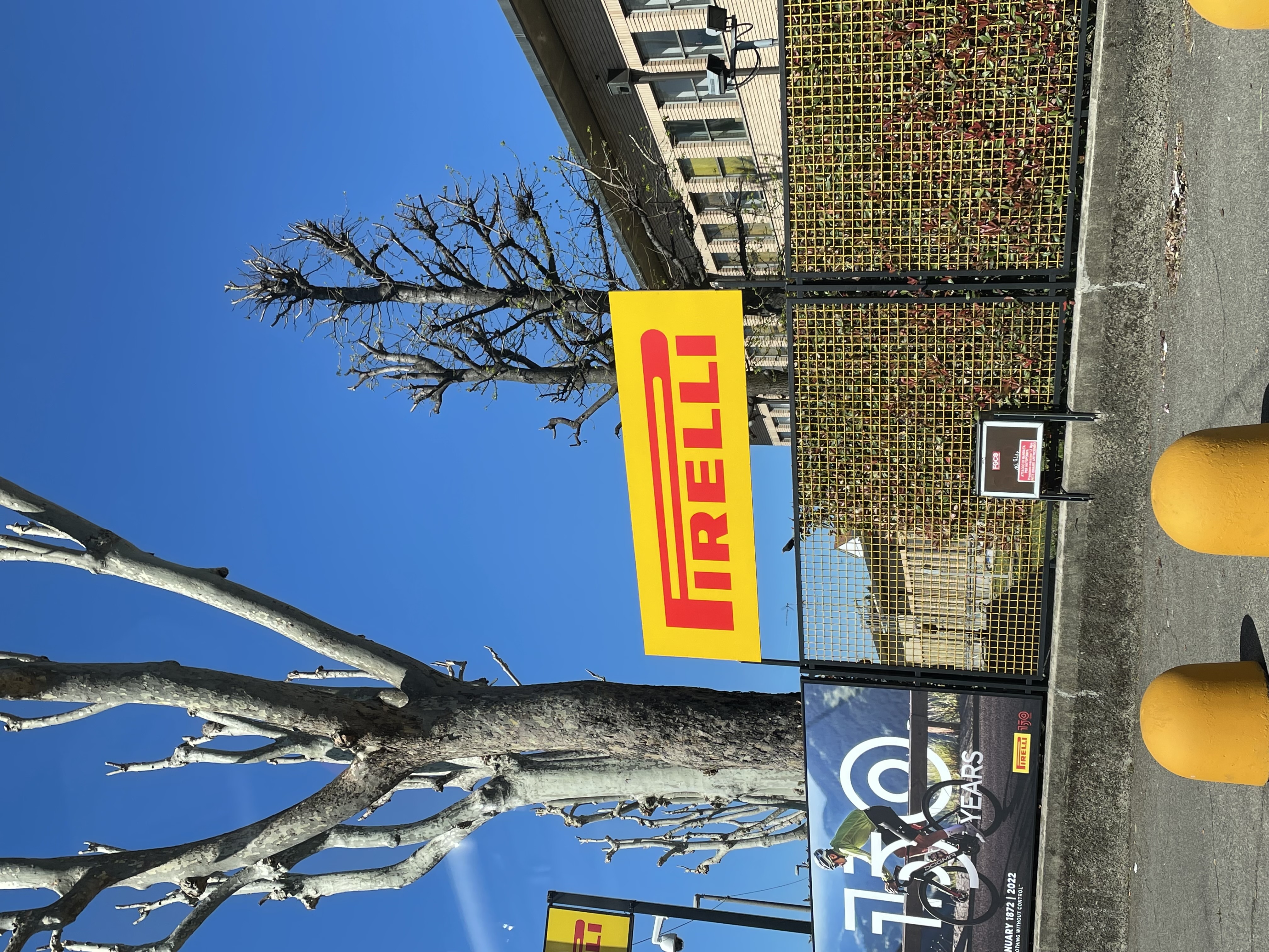 LARGE PIRELLI ILLUMINATED SIGN