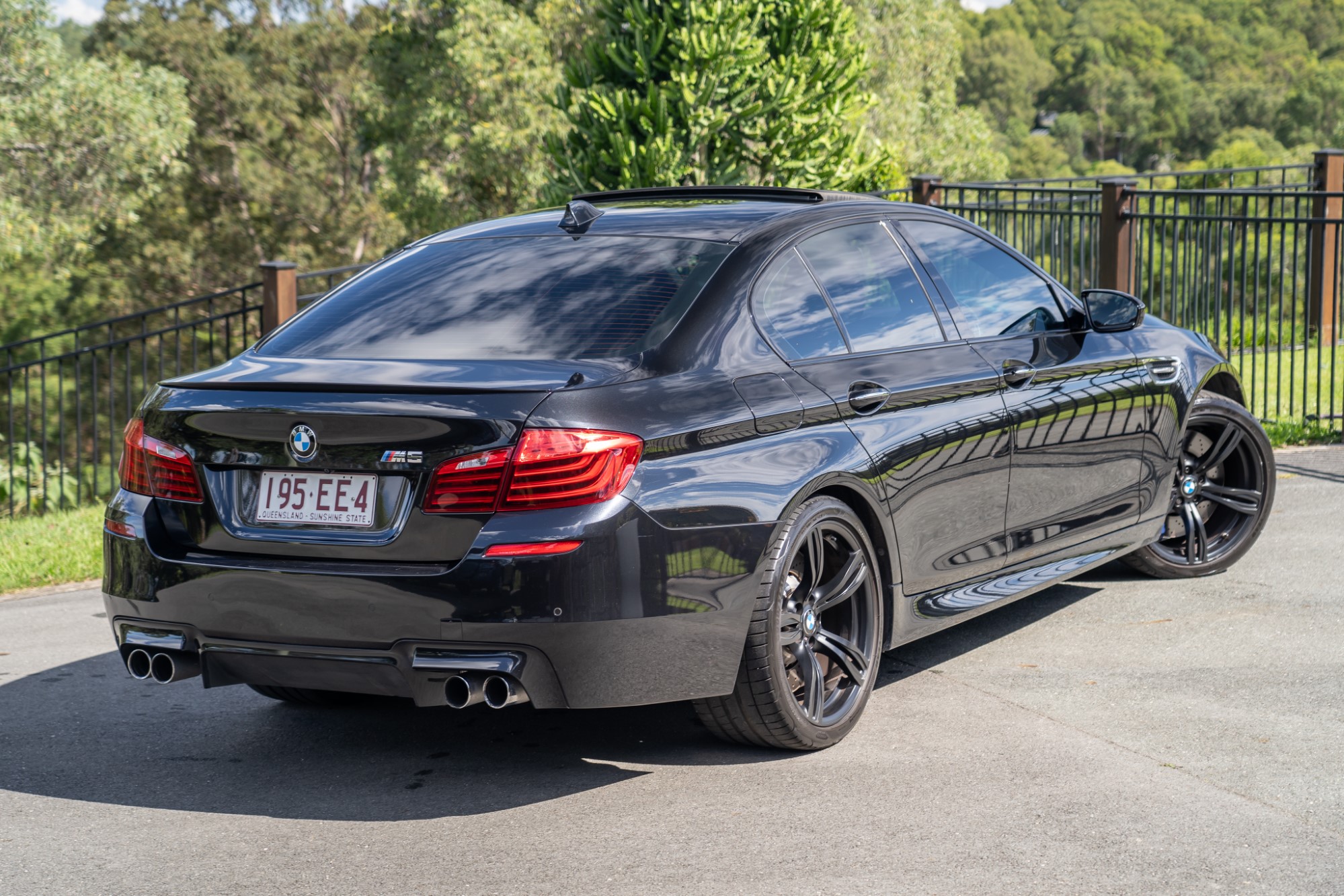 2016 BMW (F10) M5 PURE