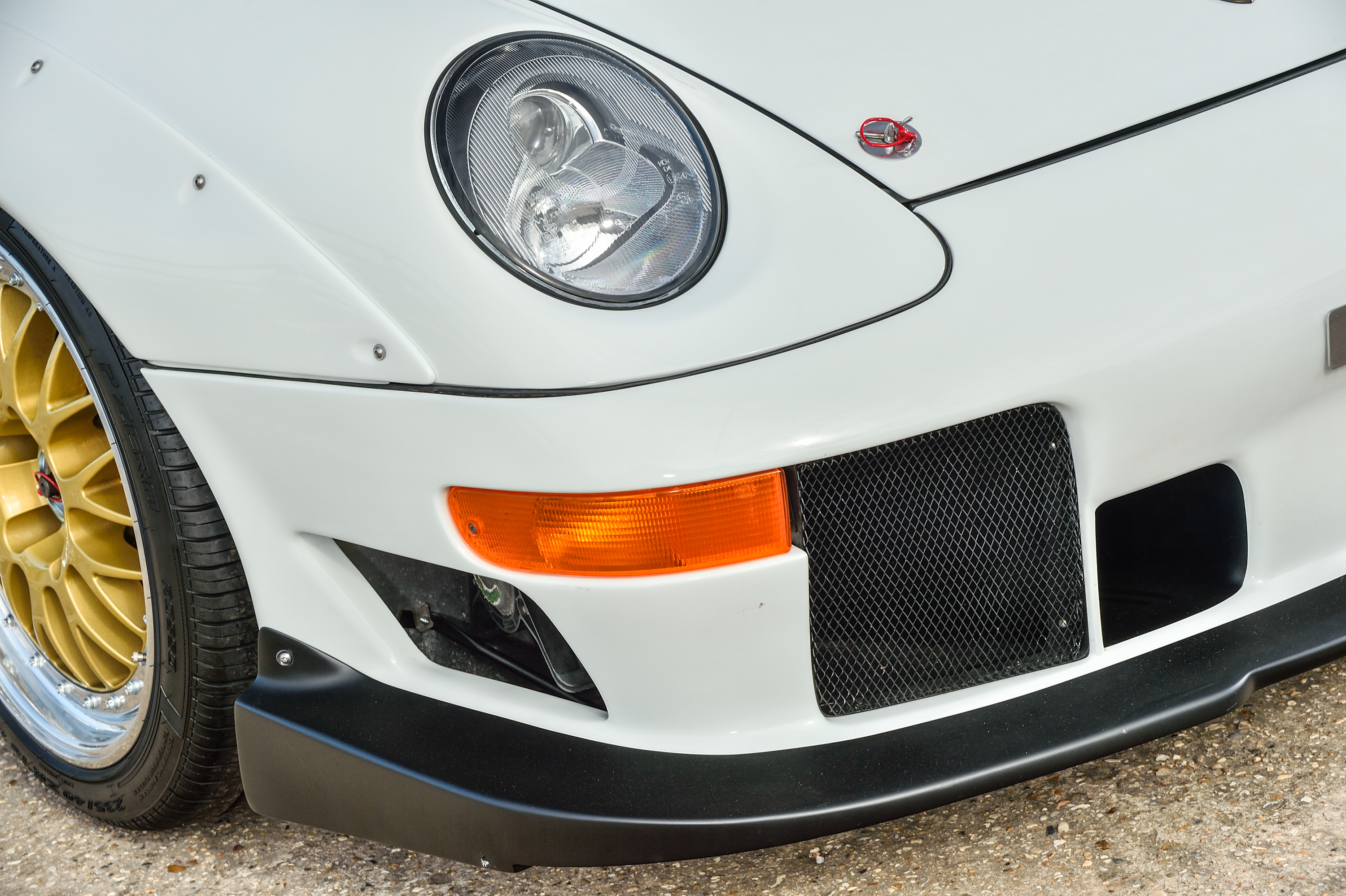 1996 PORSCHE 911 (993) GT2R