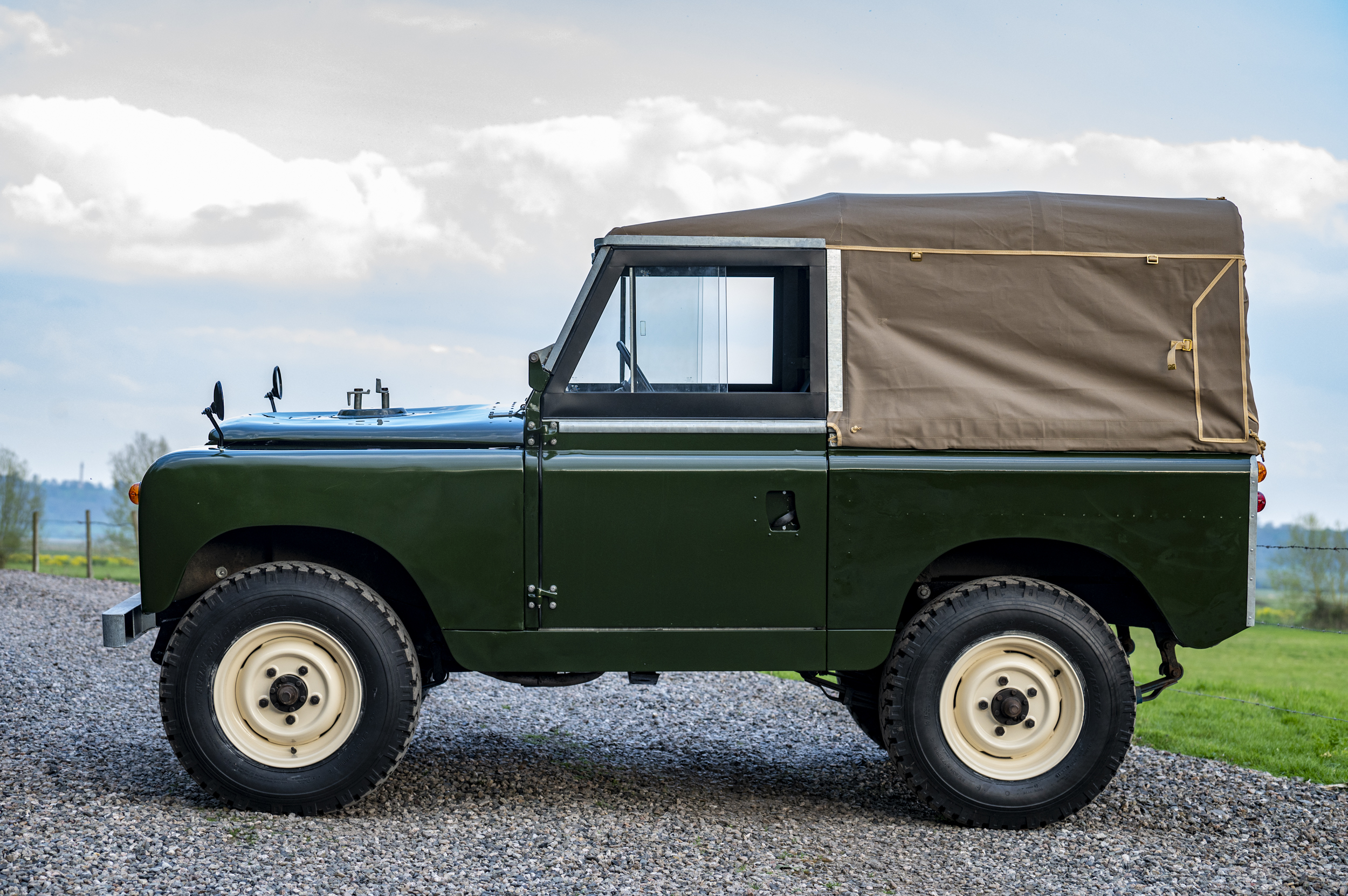 1967 LAND ROVER SERIES IIA 88" for sale by auction in Taunton, Somerset ...