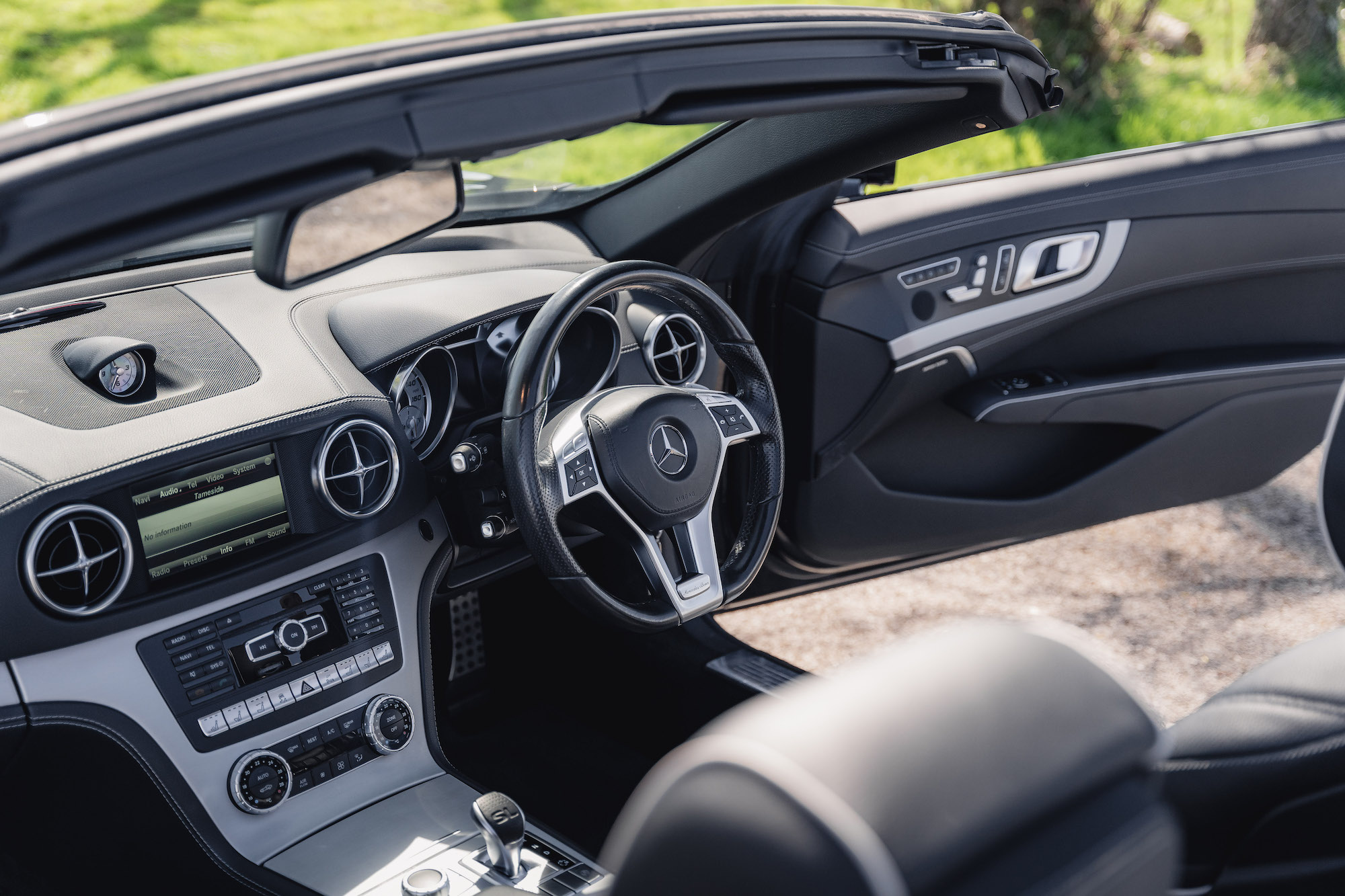 2015 MERCEDES-BENZ (R231) SL500